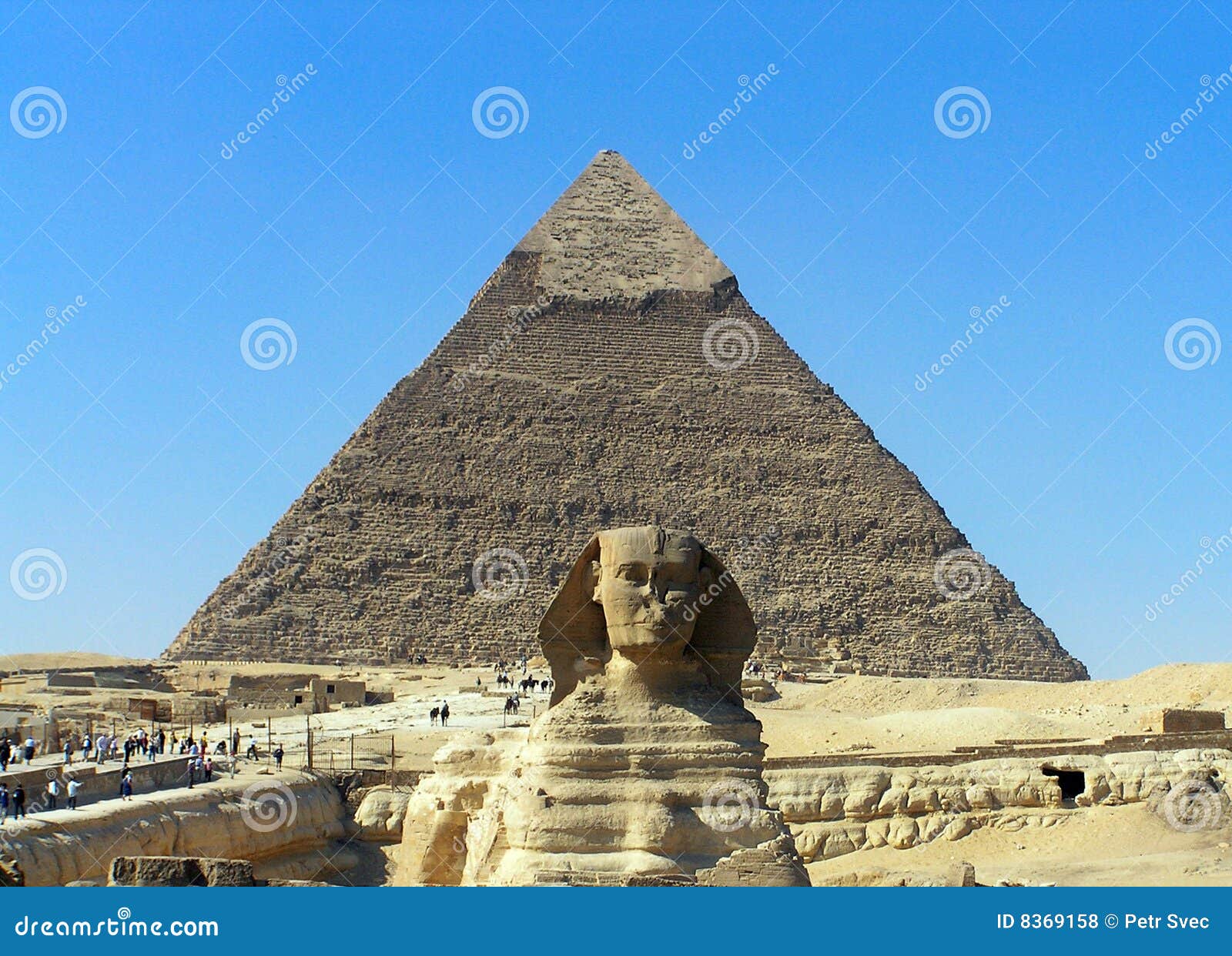 Pyramide und die Sphinx stockfoto. Bild von geschichte - 8369158