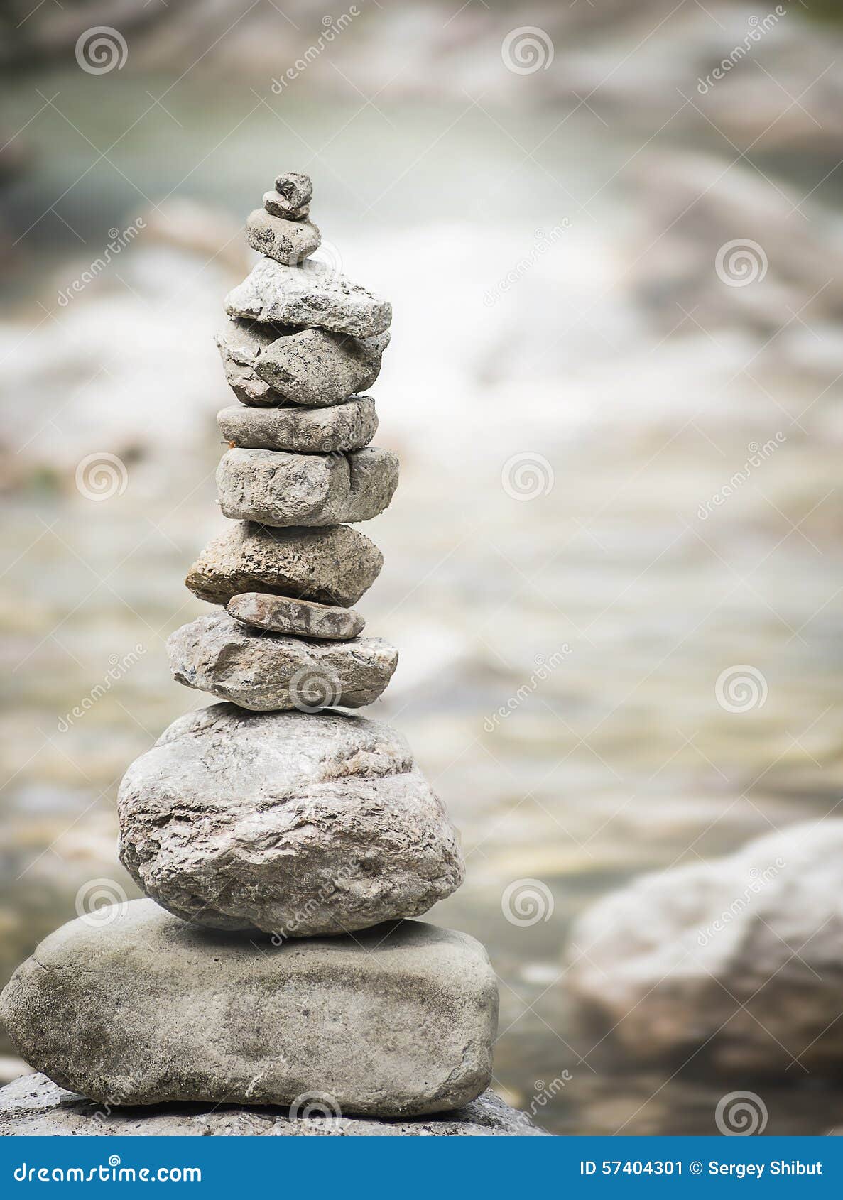 Pyramide of Zen Stones, Wellness Concept of Balance and Harmony Stock ...