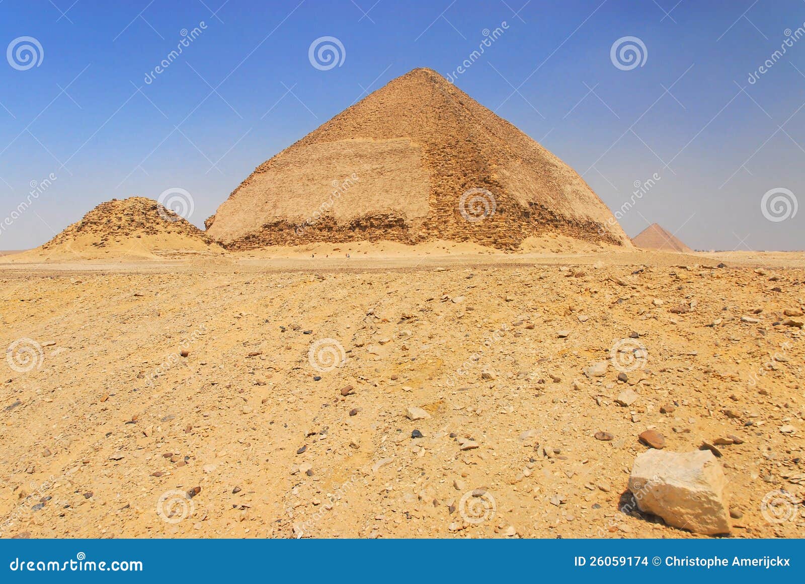 Pyramides de Dahshur photo stock. Image du archéologie - 26059174