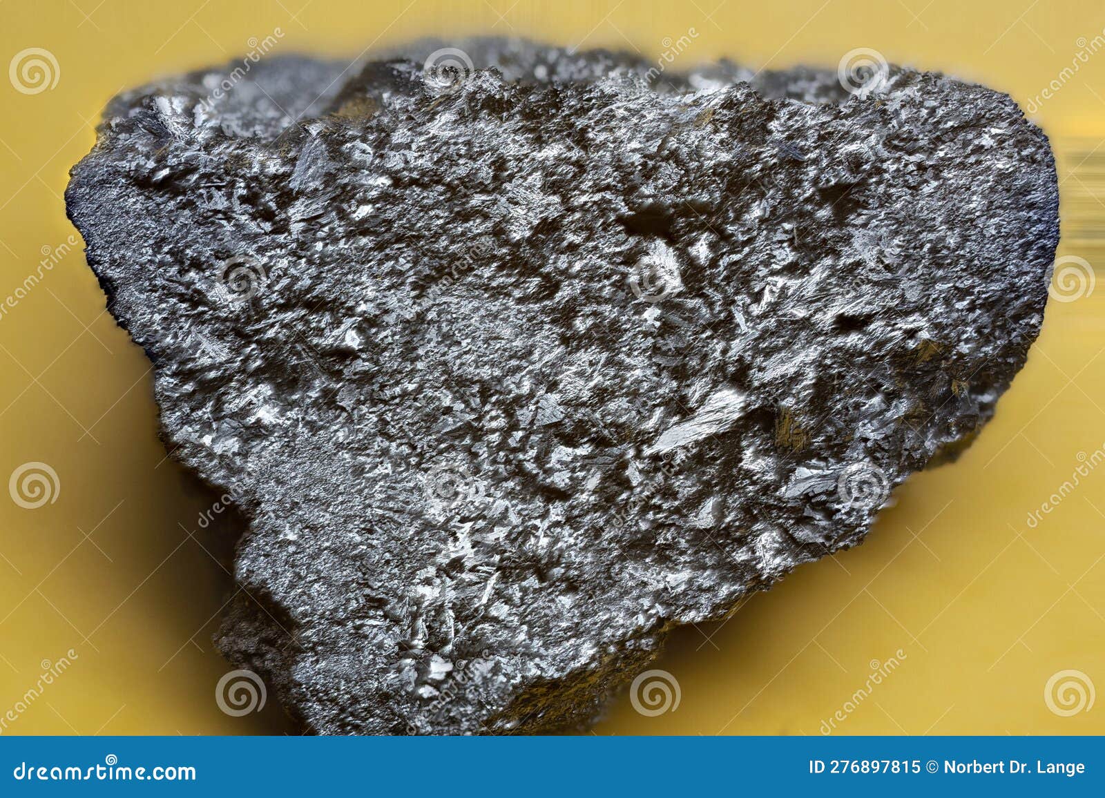 Pyrolusite crystals stock image. Image of manganeseiv - 276897815