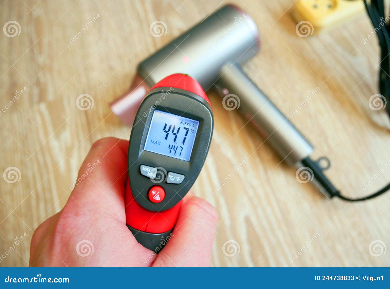 Pyrometer for Measuring Temperature. Measuring the Temperature of a ...