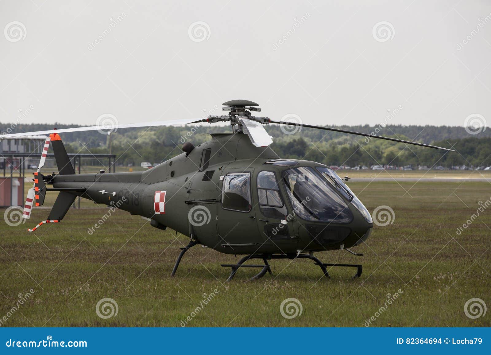 PZL Swidnik SW-4 Puszczyk redaktionelles stockbild. Bild von bewaffnet ...