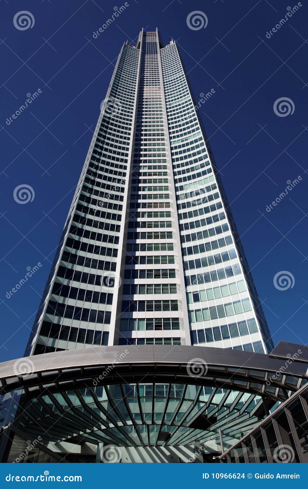 Q1 - Surfers Paradise - Australia Stock Photo - Image of estate ...