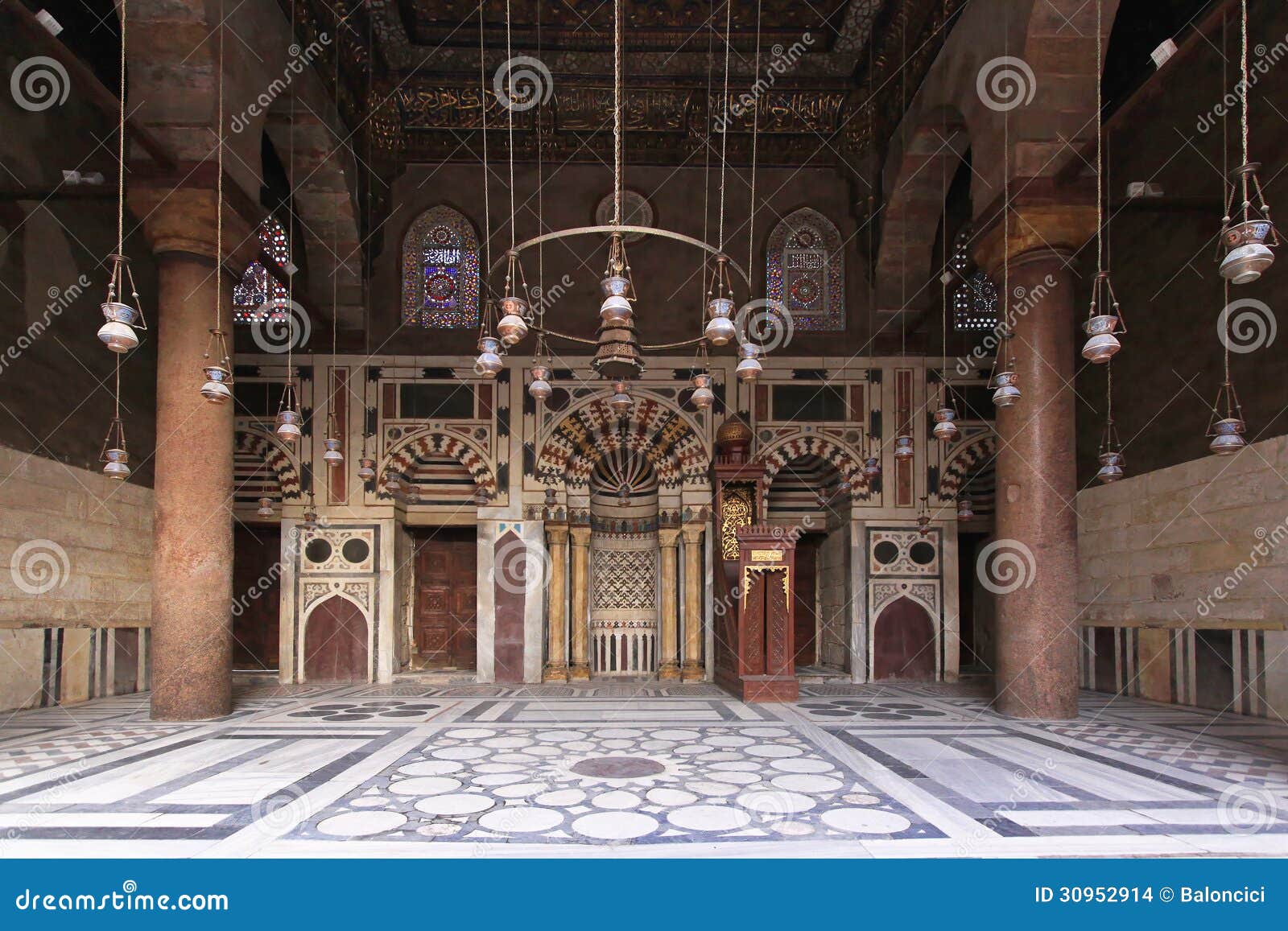 Qibla Iwan Mosque stock photo. Image of east, arabic - 30952914