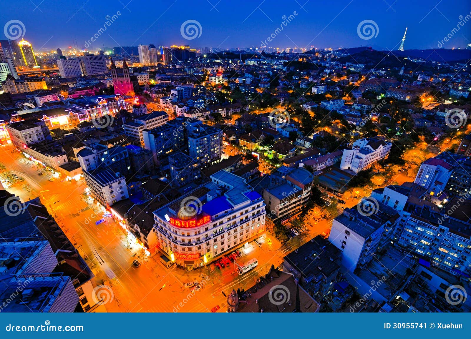 Qingdao image stock. Image du seaside, qingdao, rues - 30955741