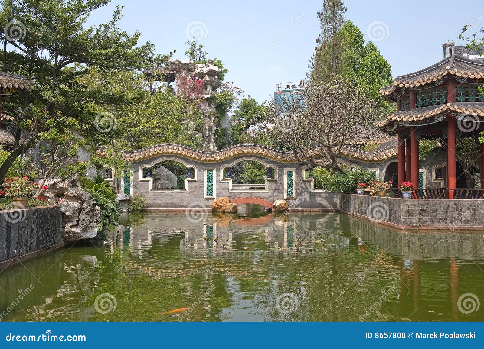 Qinghui garden bridge stock photo. Image of reflections - 8657800