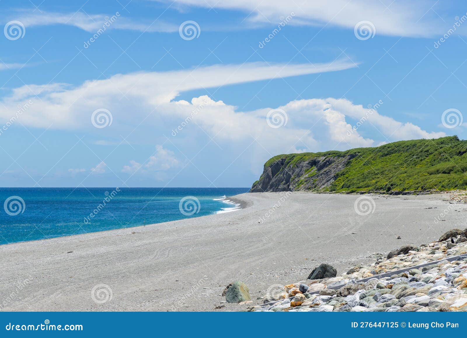 Qixingtan Beach in Hualien stock image. Image of ocean - 276447125