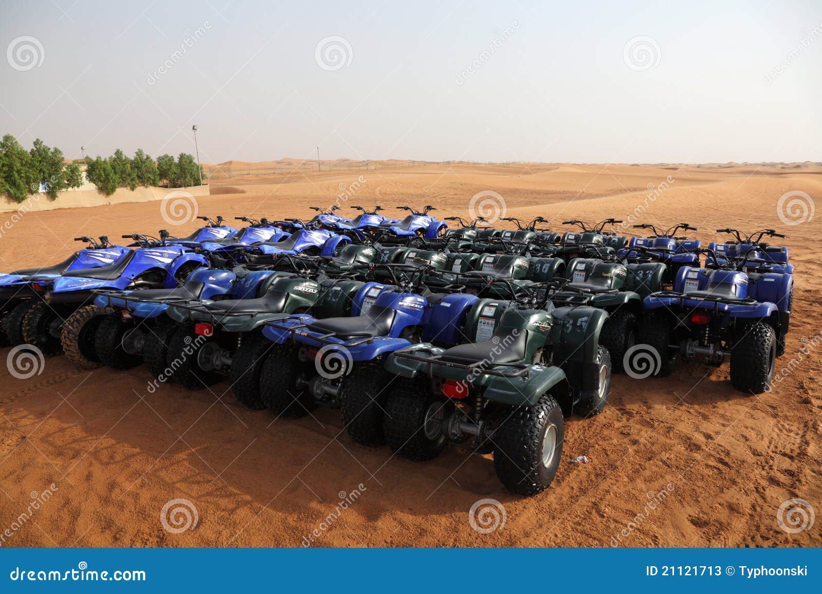 Quad bikes in the Desert editorial stock photo. Image of thrill - 21121713