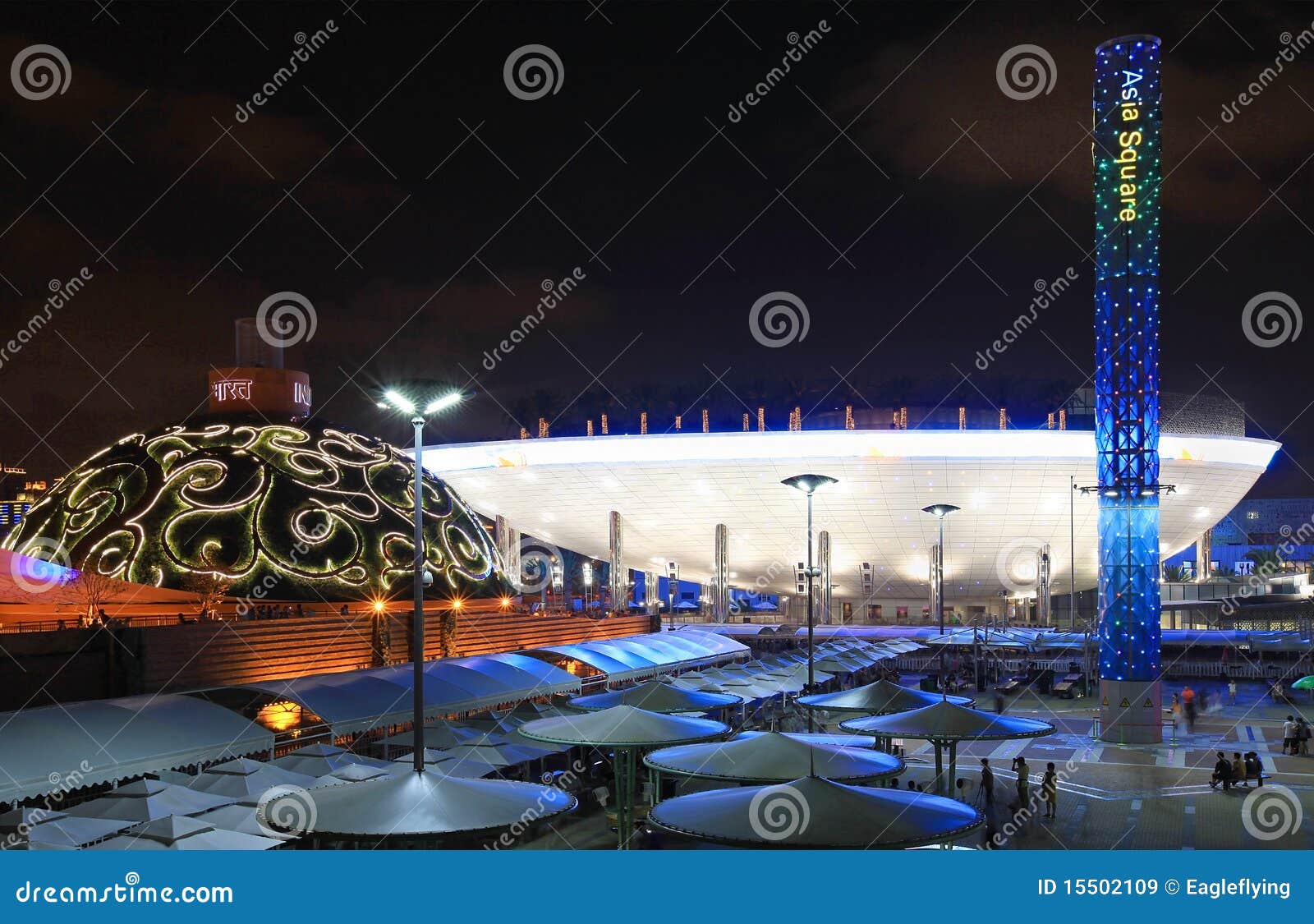 Quadrato Dell'Asia Alla Notte Immagine Stock Editoriale - Immagine di ...