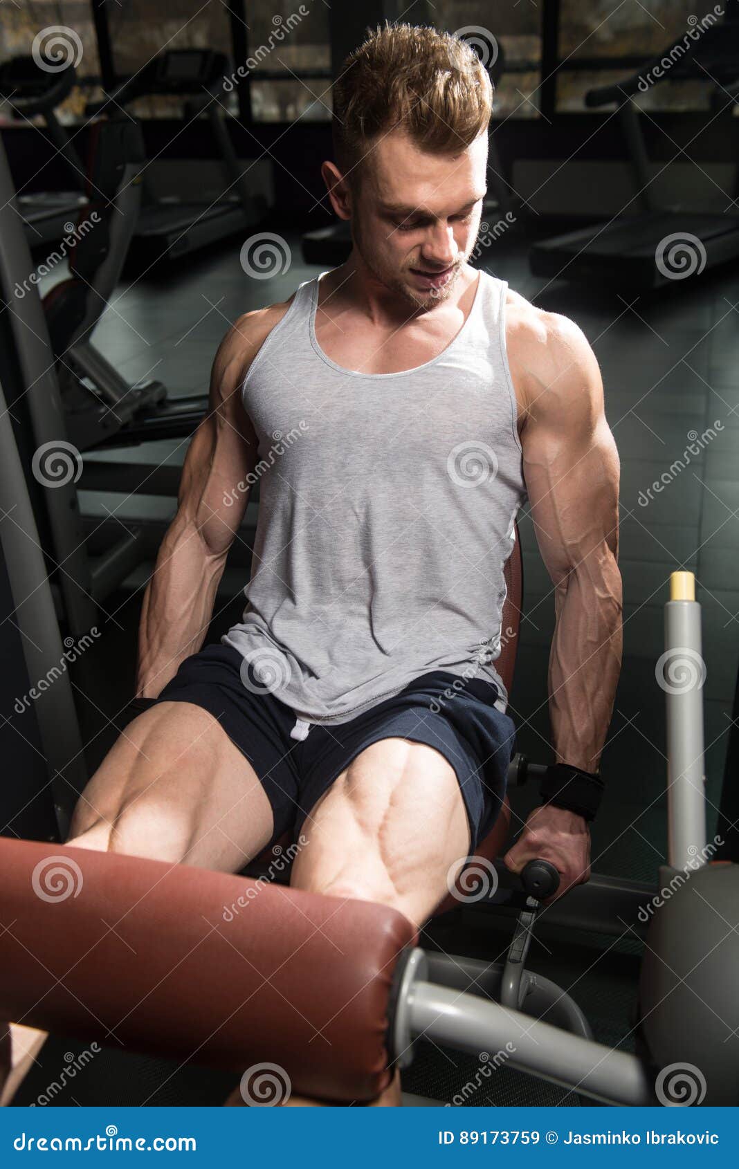 Quadriceps Exercises Close Up Stock Image - Image of bodybuilding ...