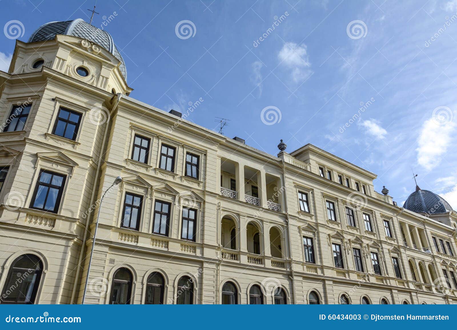 Quaint House Royalty-Free Stock Photography | CartoonDealer.com #60434003