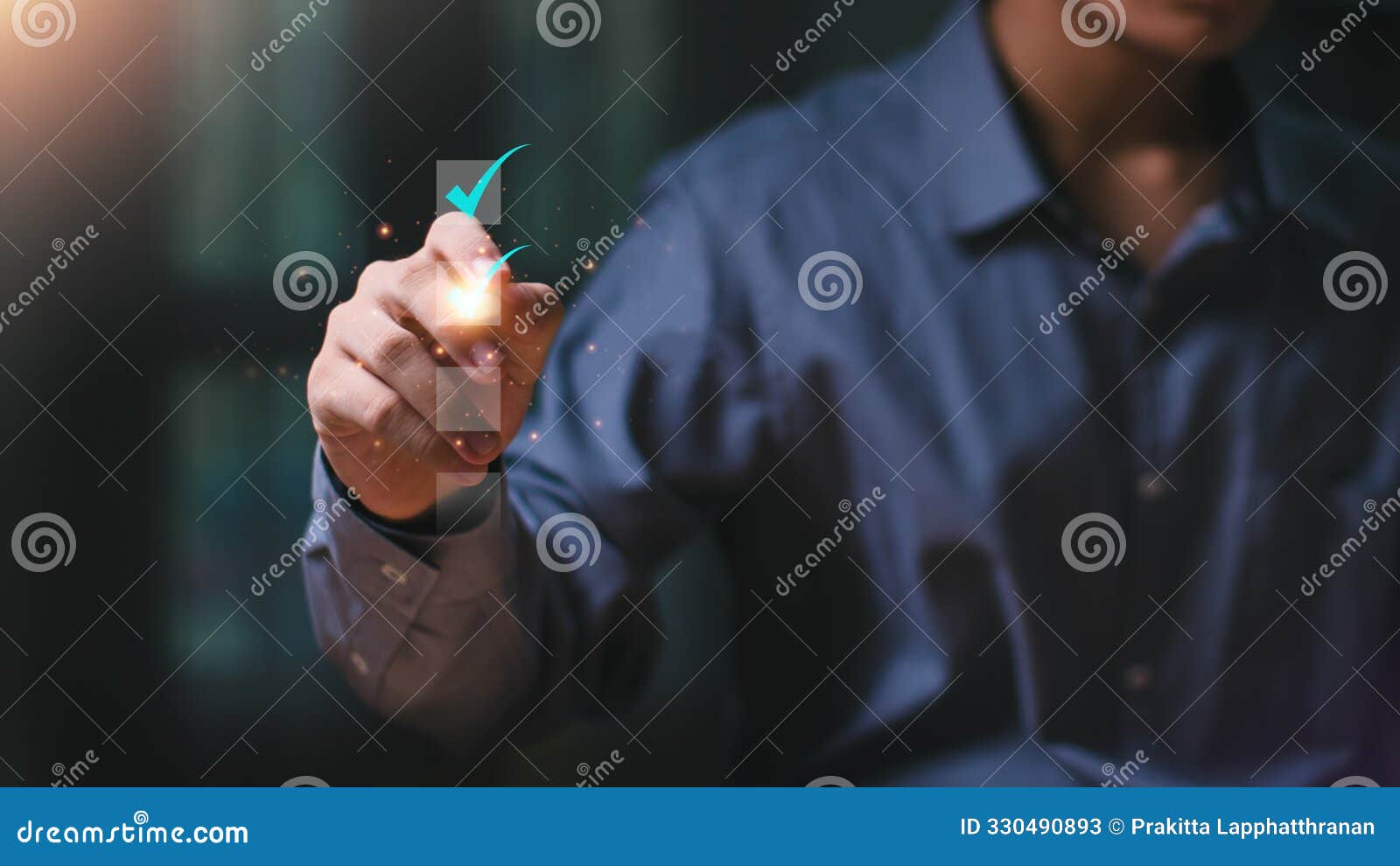 Quality Assessment Management with Checklist, Checklist with Checkmarks ...