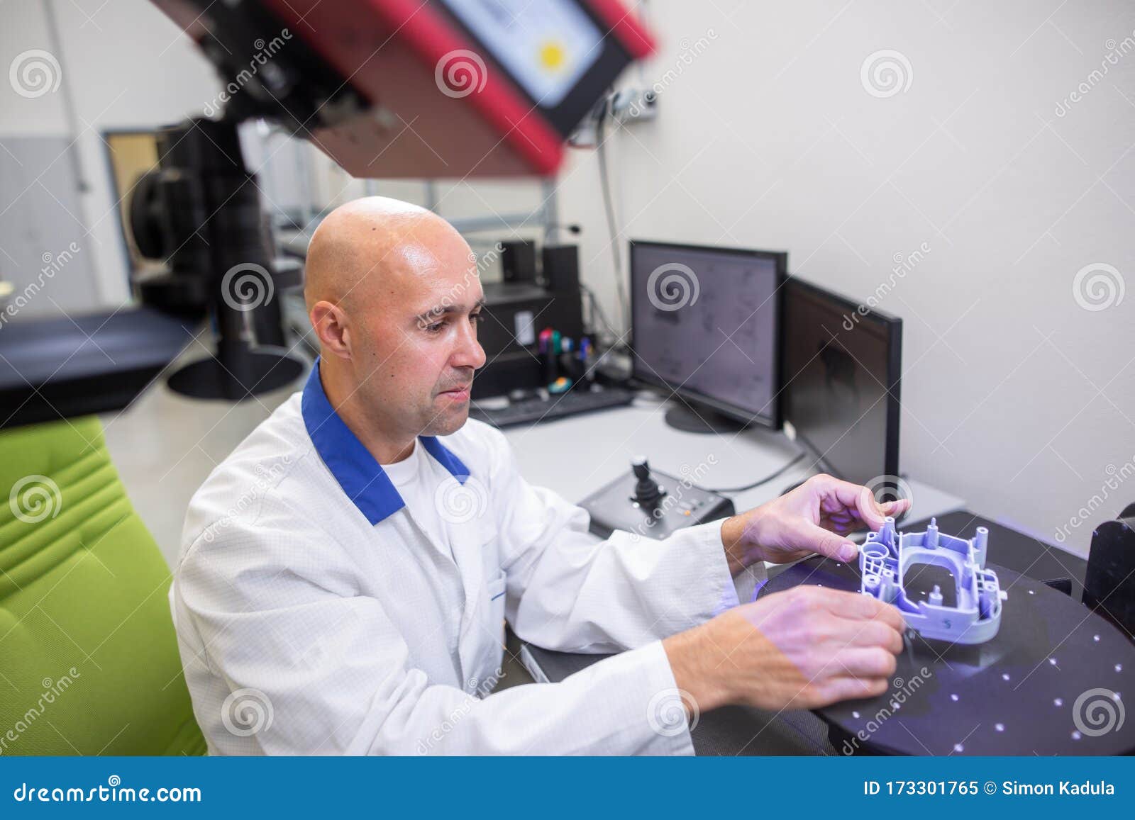 770 Engineer Scanning Stock Photos - Free & Royalty-Free Stock Photos ...