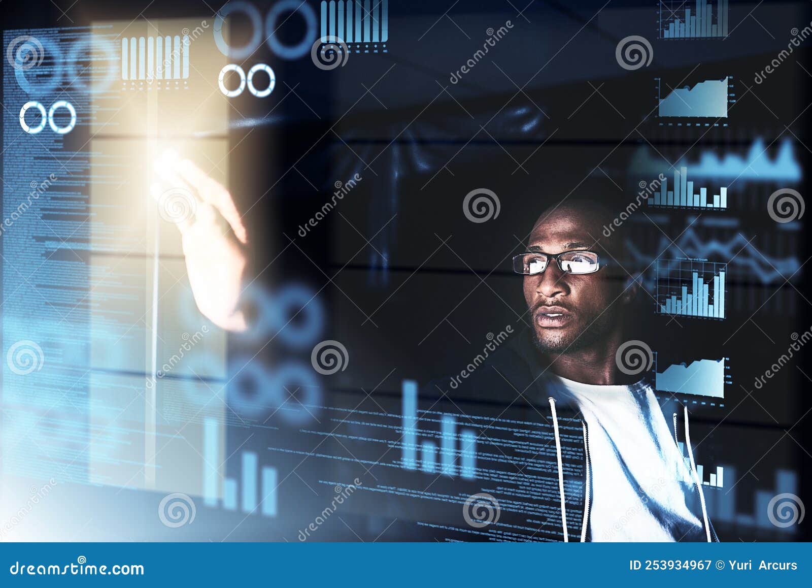 Quand Il S'agit De Coder Il N'y a Pas De Jimmy. Un Jeune Hacker Qui Craque Un Code Informatique ...