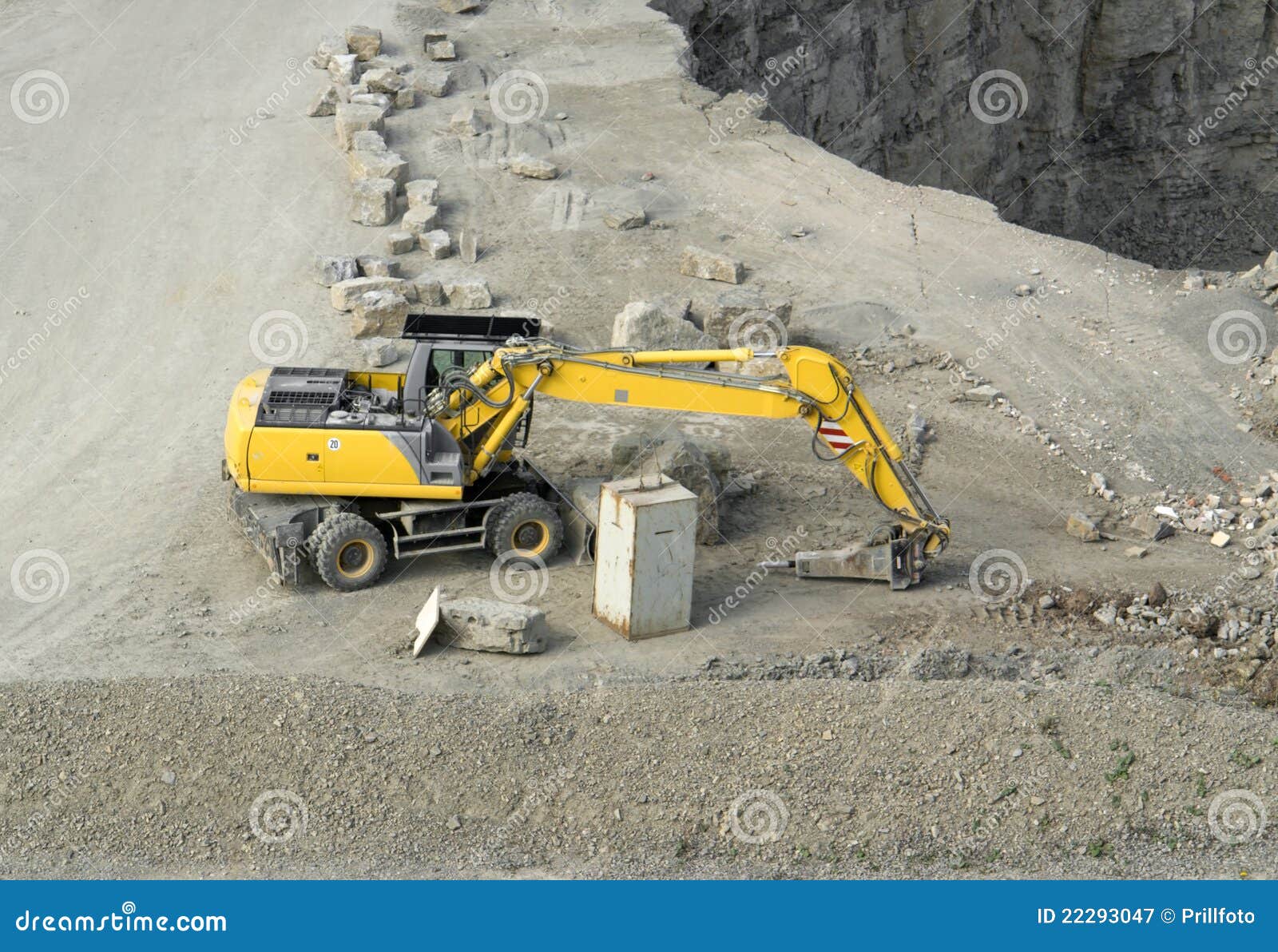 Quarry digger stock image. Image of landscape, equipment - 22293047