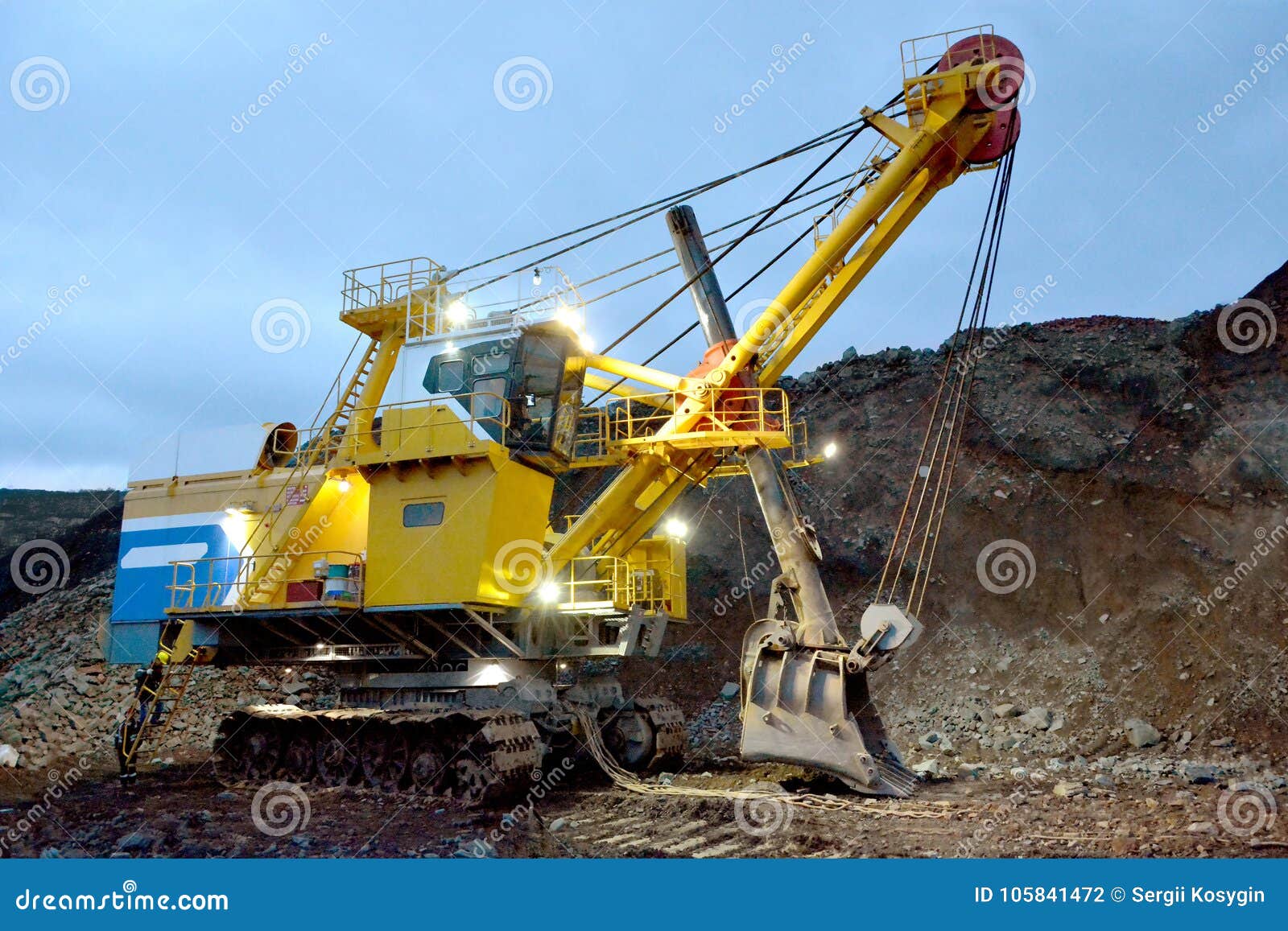 The Quarry Excavator Stands in the Face with the Lights on the L Stock ...
