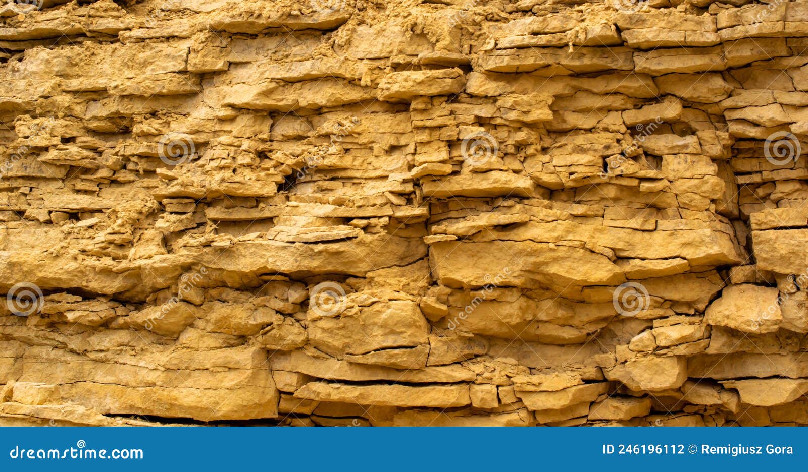 Red Limestone And Dolomite Rock Formations In Hajar Mountains On ...