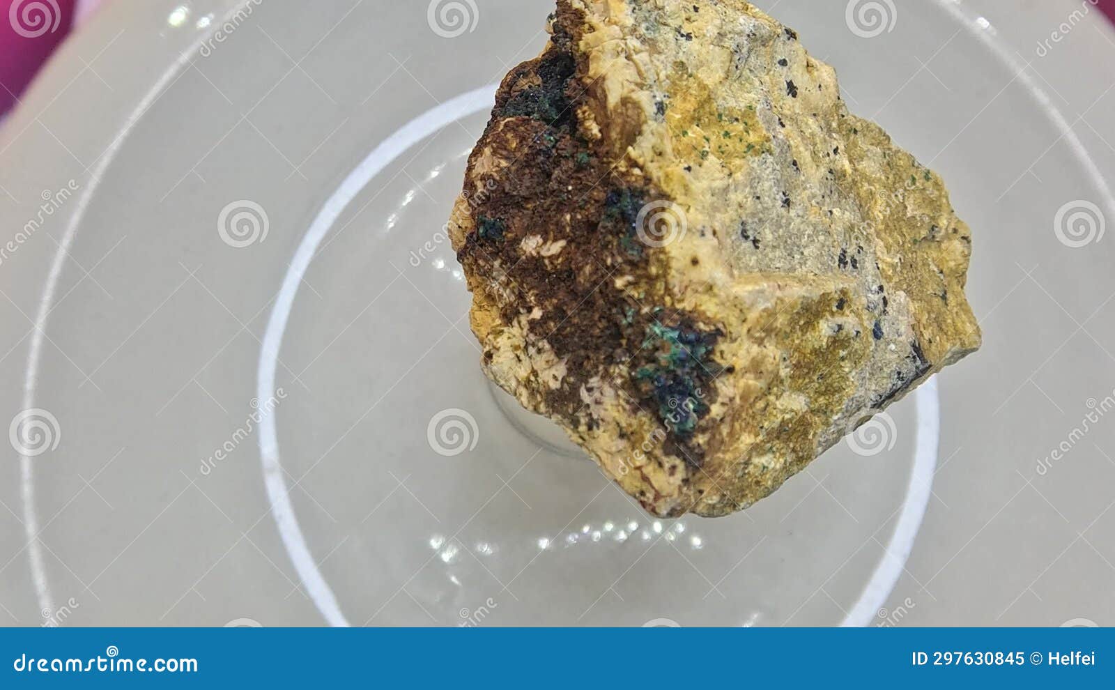 Quartz is a Compound of Elements and Comes in Many Different Variations ...