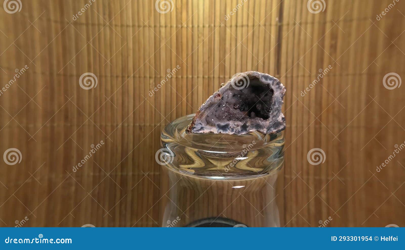 Quartz-containing Rock is Contained in Many Stones and Semi-precious ...