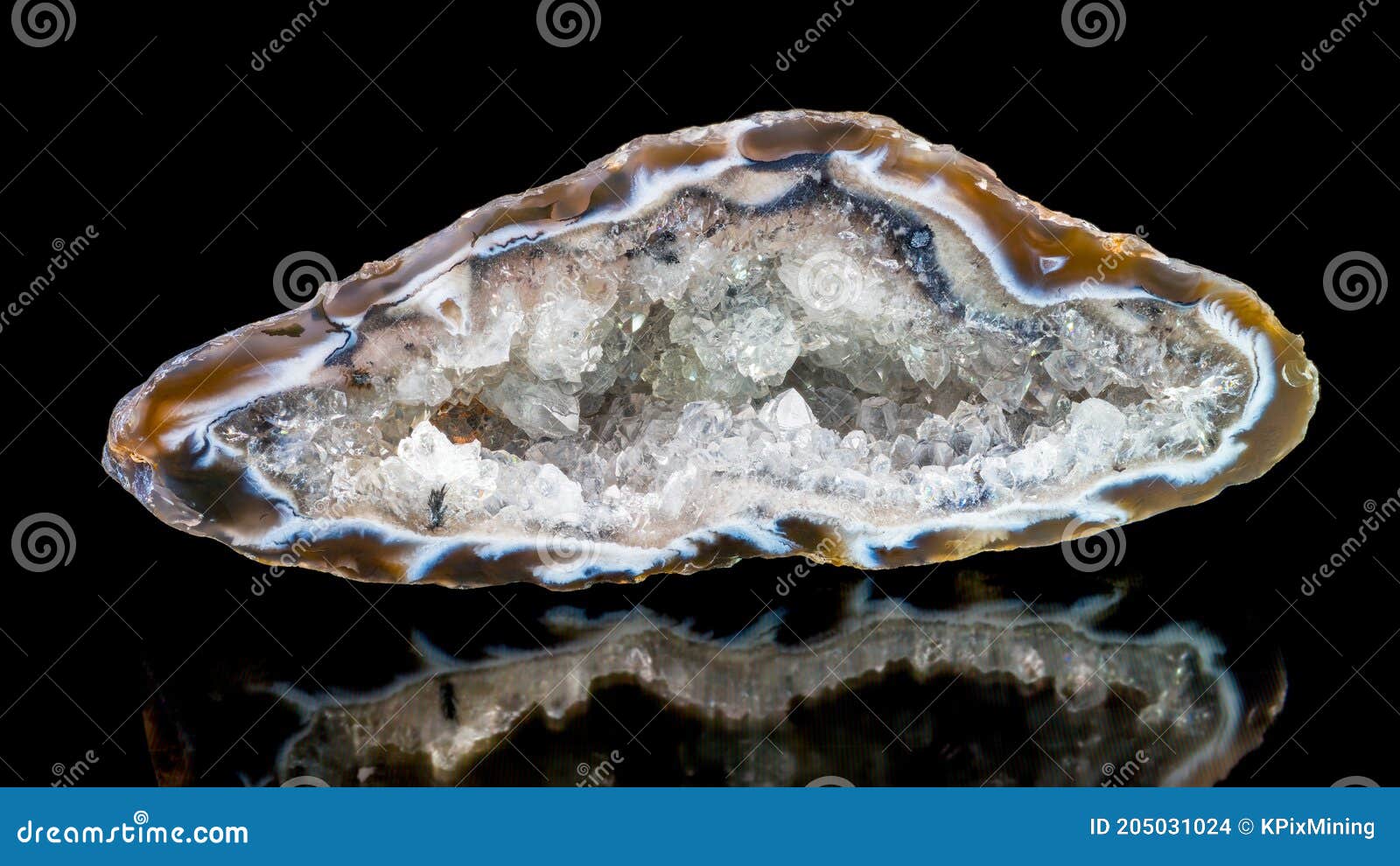 Quartz Crystals Inside Large Geode in Agate Gem Cross-section with ...