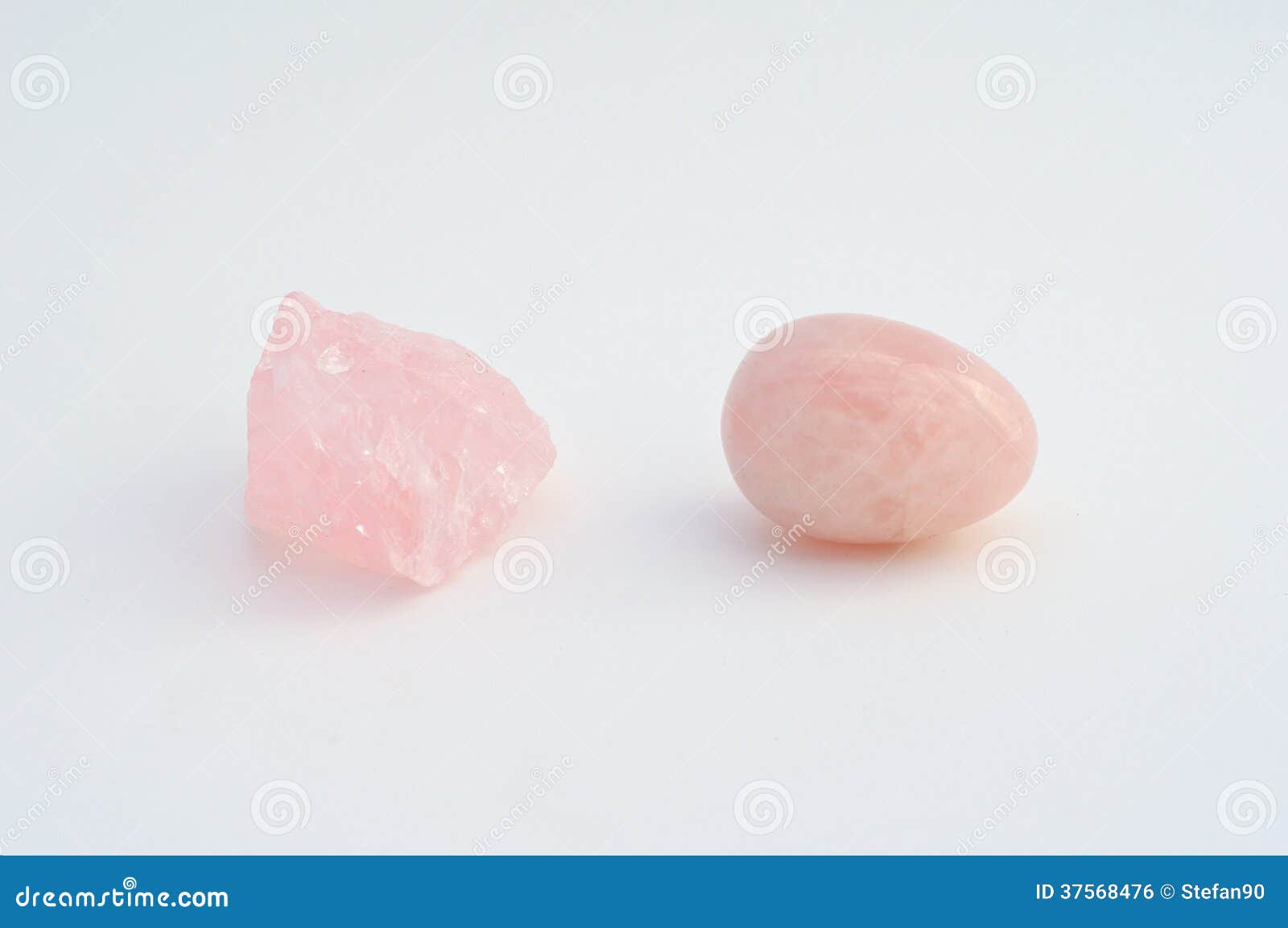 Quartzo Cor-de-rosa De Pedra Preciosa Foto de Stock - Imagem de geode ...