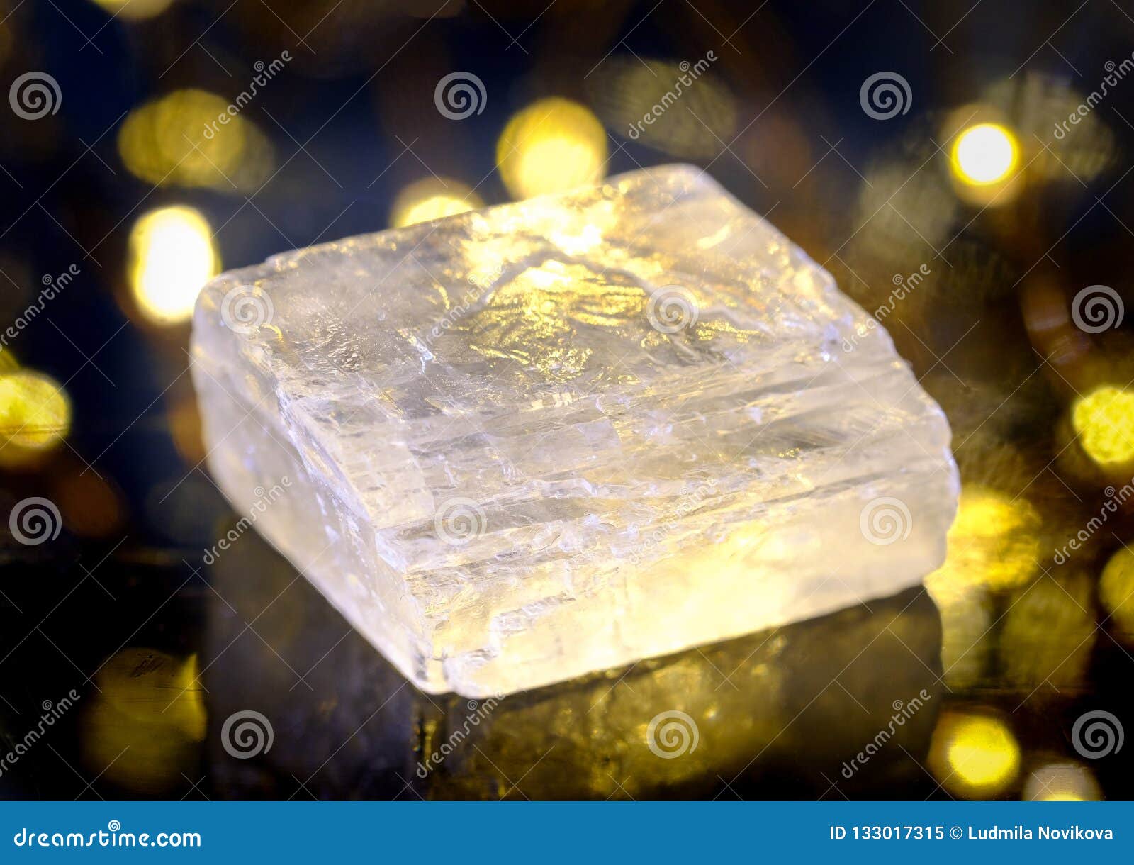 Quartzo transparente imagem de stock. Imagem de faceta - 133017315