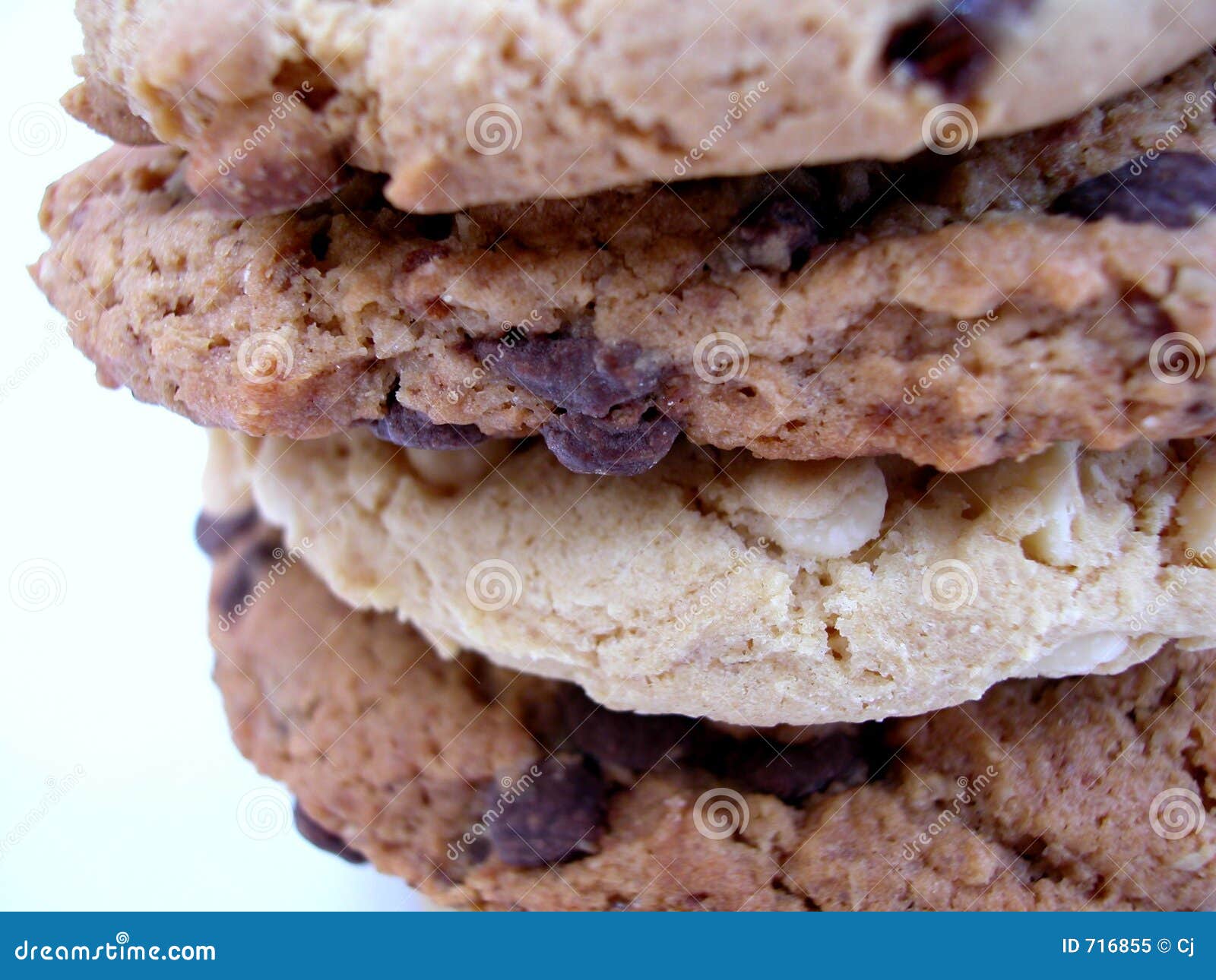 Quatre Biscuits De Chocolat Image stock - Image du craquement ...