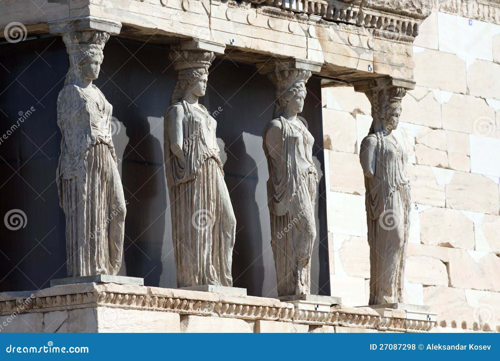 Quatre cariatides photo stock. Image du mythologie, antique - 27087298