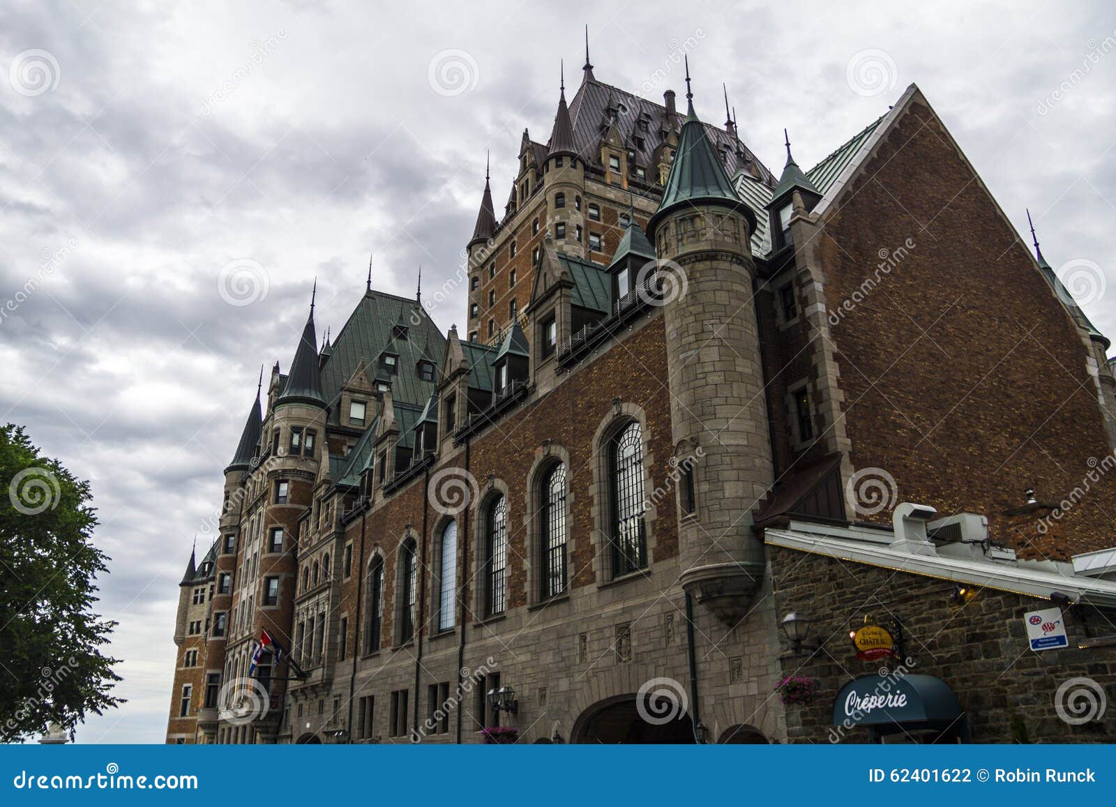 Quebec City Castle editorial photography. Image of frontenac - 62401622