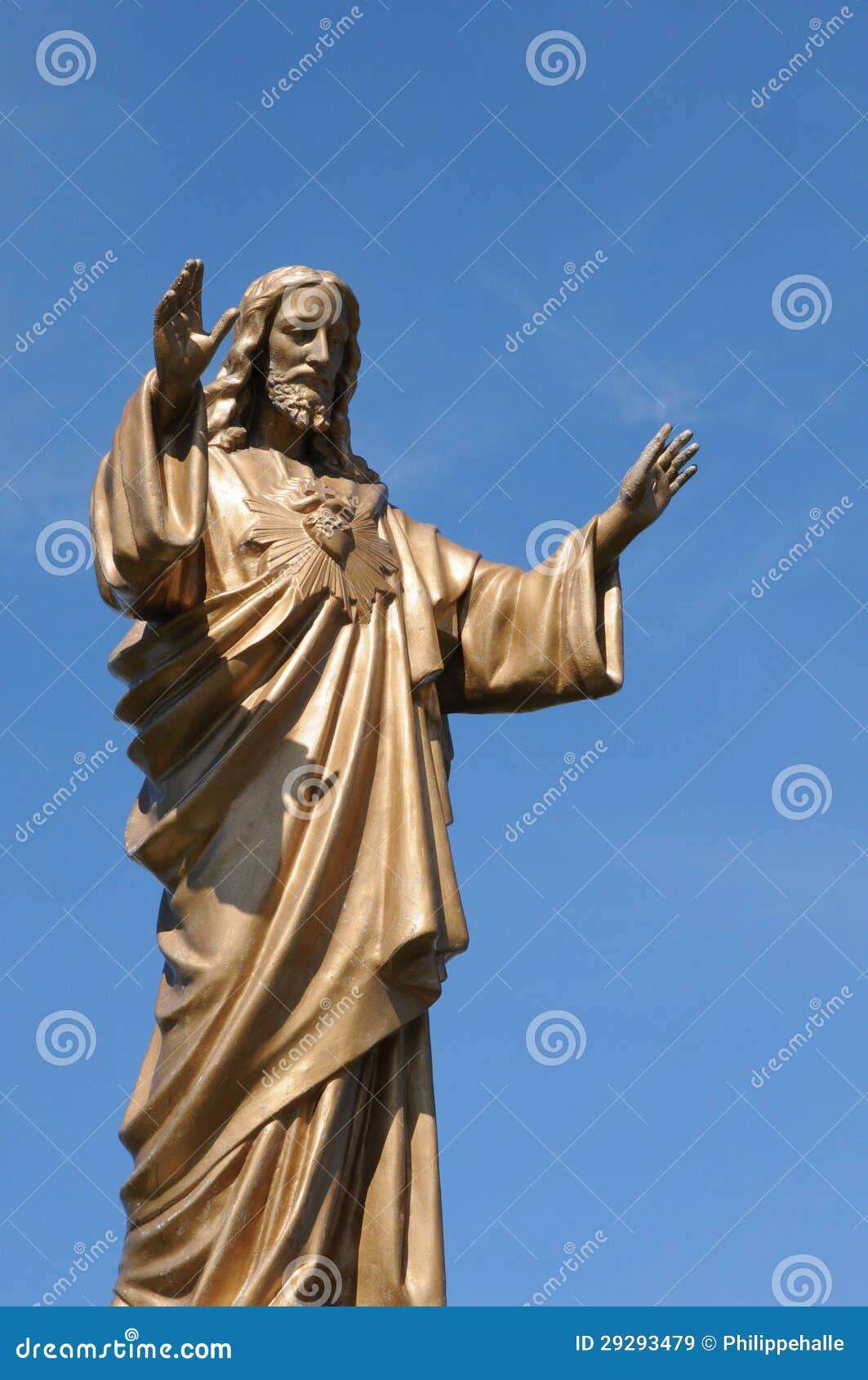 Quebec, Een Standbeeld Van Jesus in Het Dorp Van Baie Des Sables Stock ...