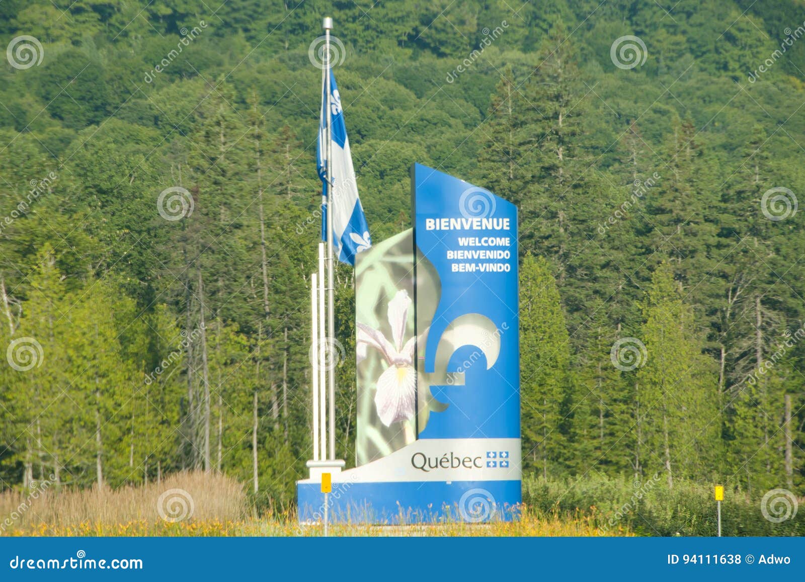 Quebec Province Sign - Canada Editorial Stock Photo - Image of trans ...