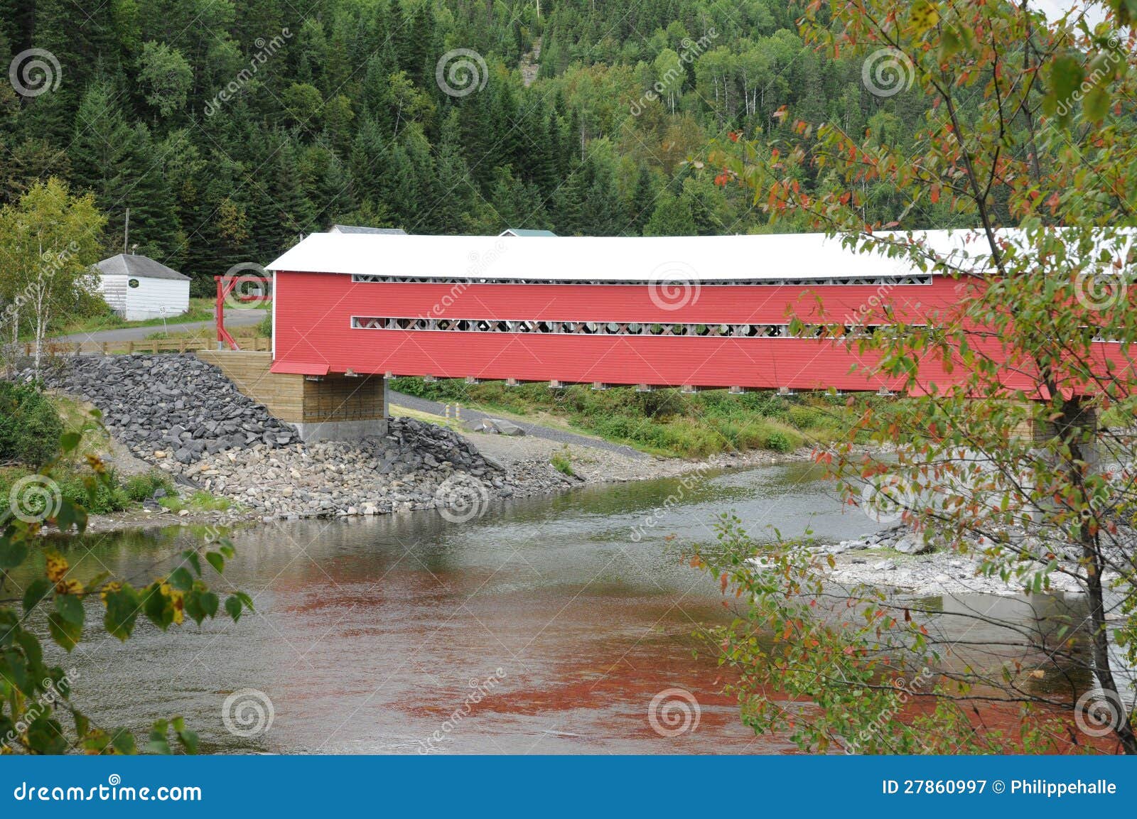 Quebec, a Red Covered Bridge Stock Image - Image of touristy, outside ...