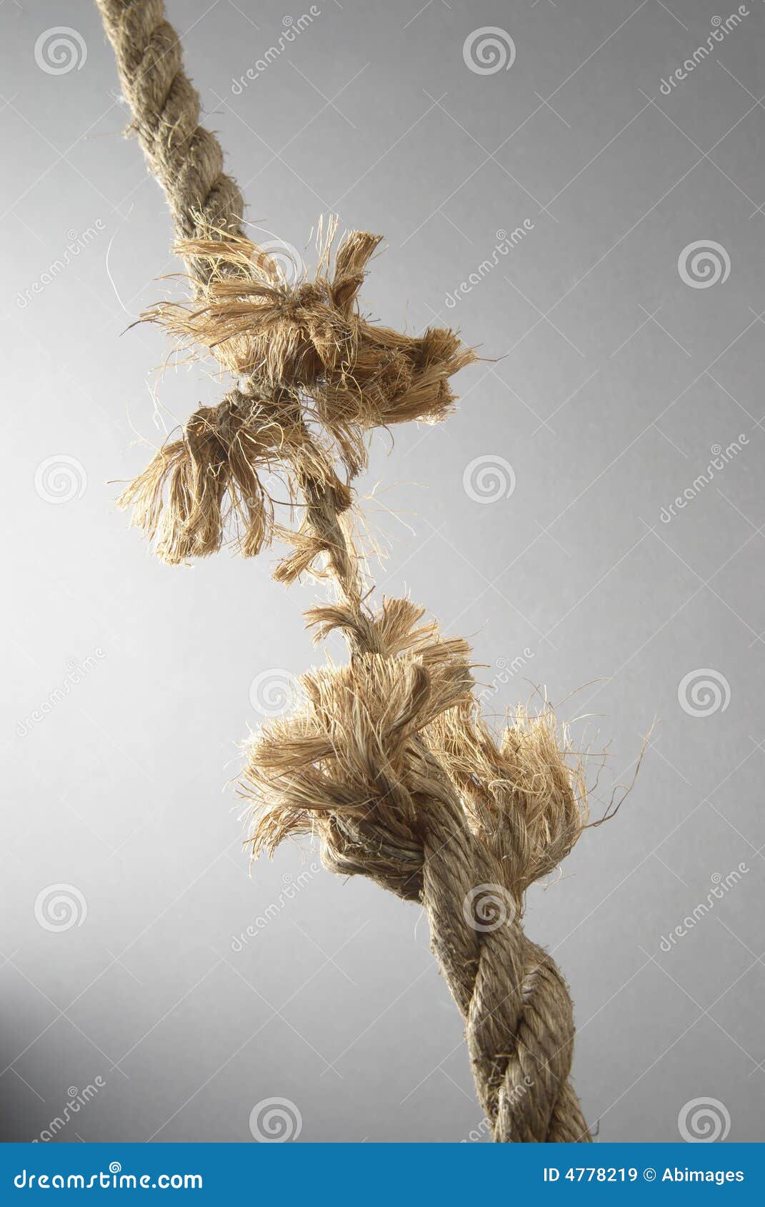 Quebrando O Conceito Da Corda Imagem de Stock - Imagem de esticado ...