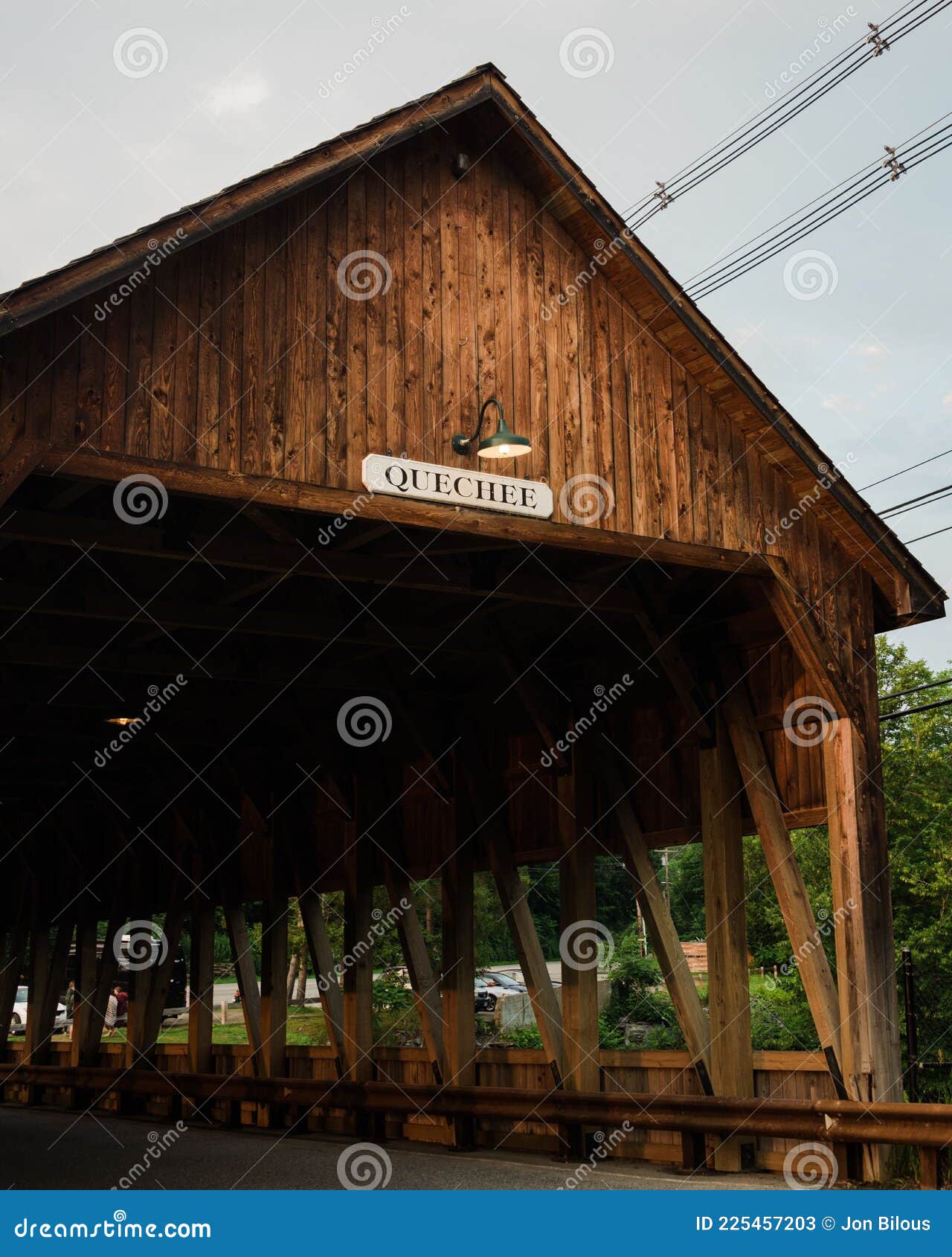 Quechee Covered Bridge, in Quechee, Vermont Editorial Stock Photo ...