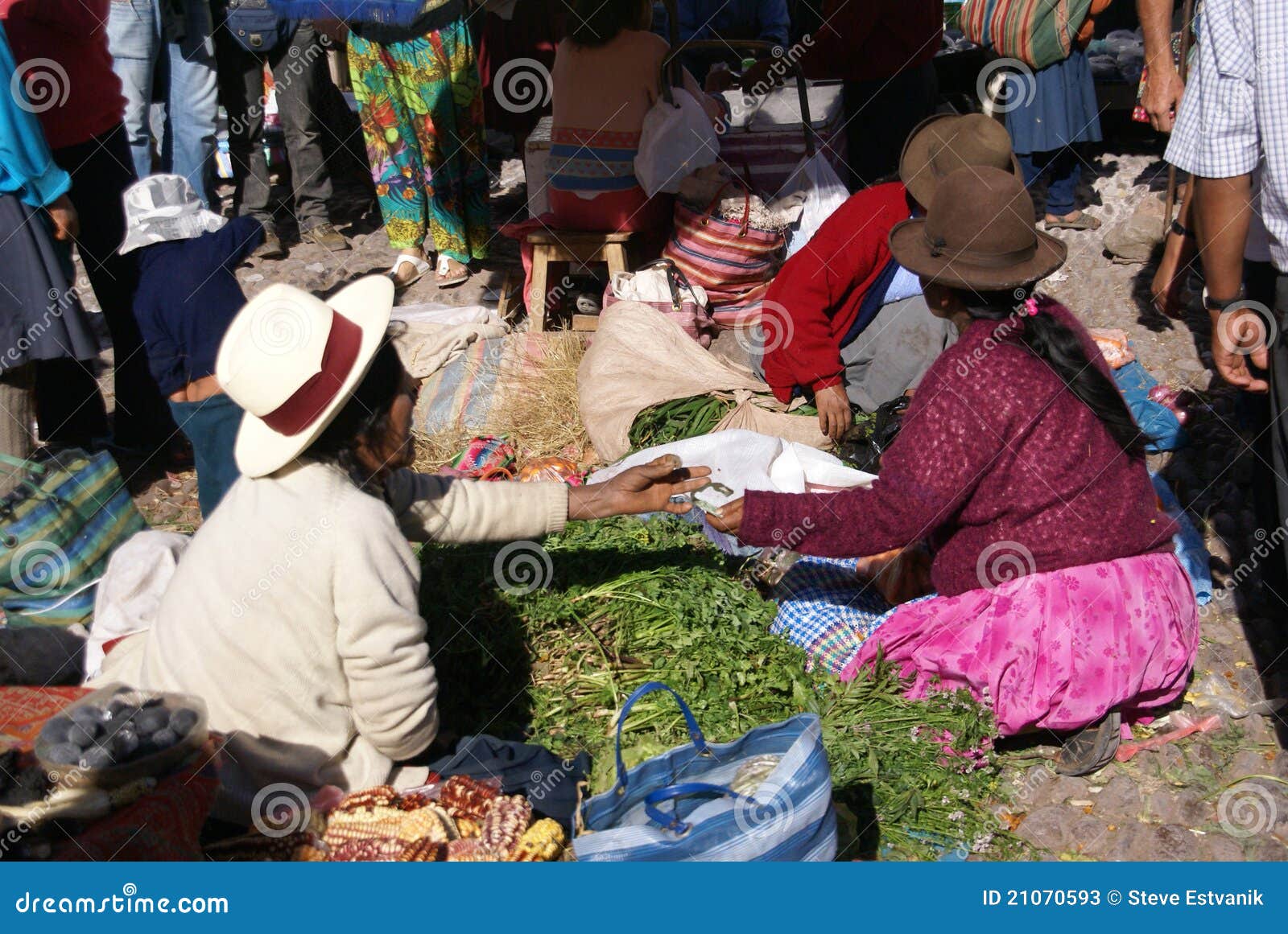 Quechua Indian Women Bargain and Sell Vegetables > Editorial Stock ...