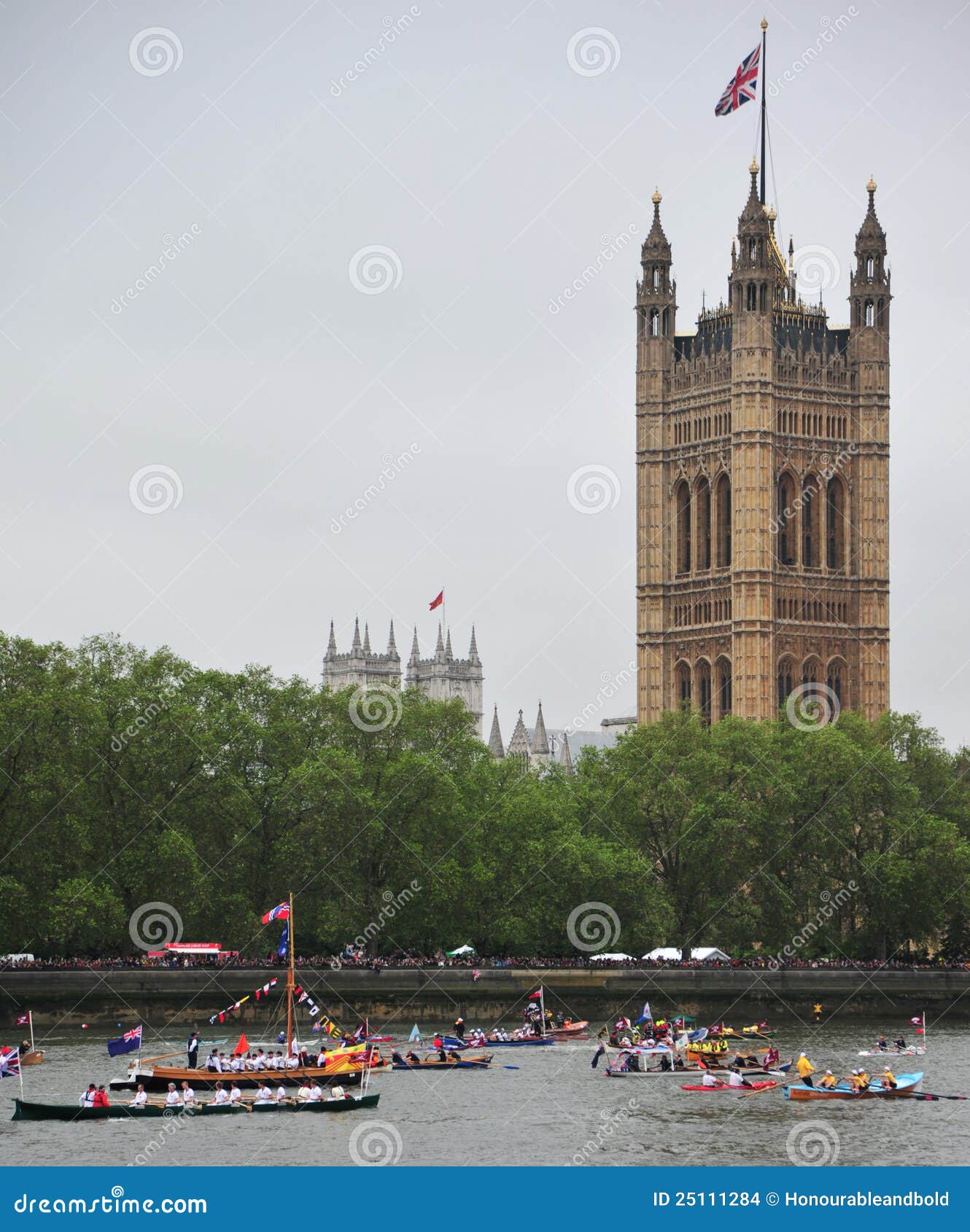 Queen Elizabeth River Pageant Photos - Free & Royalty-Free Stock Photos ...