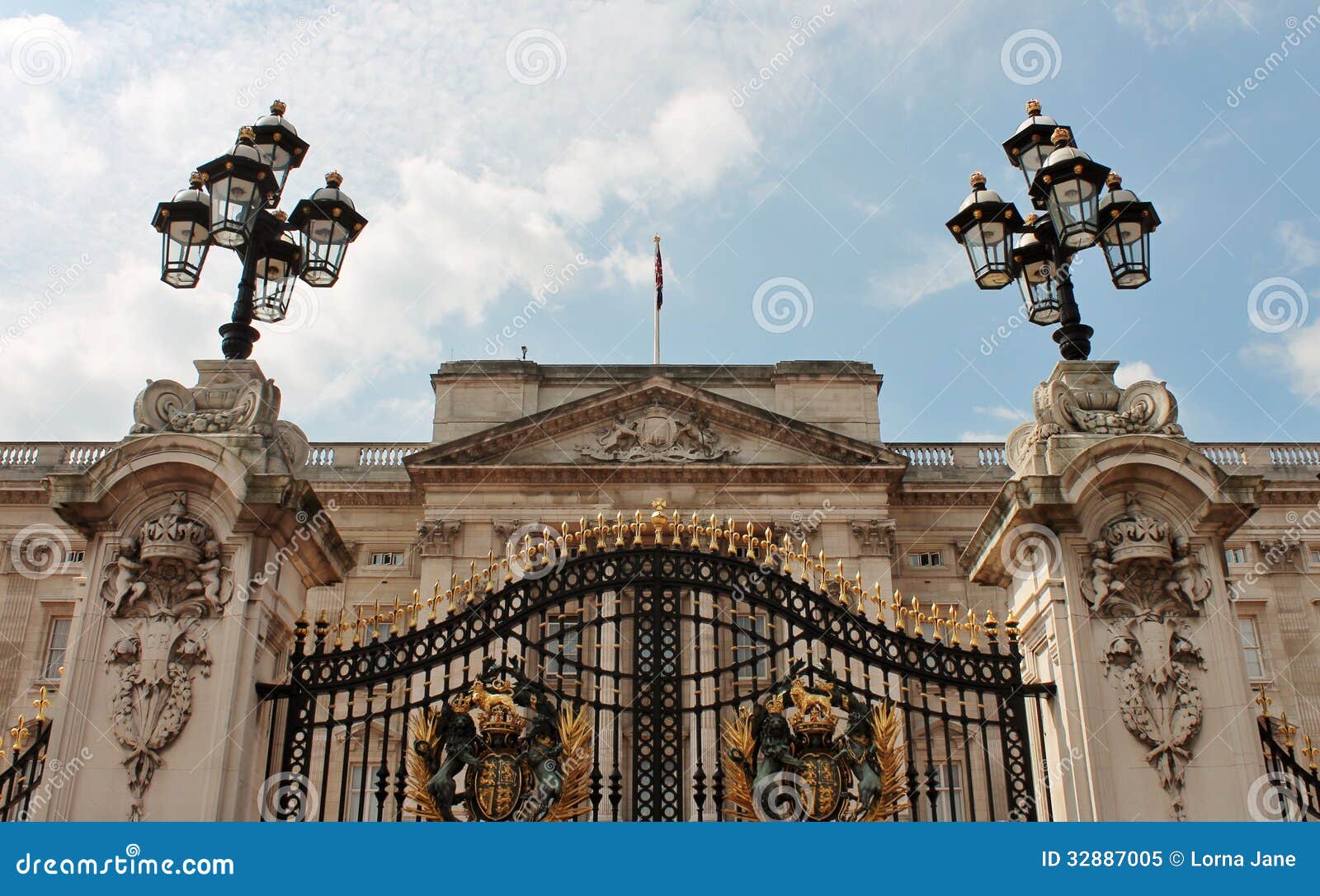 Buckingham Palace Home of Queen of England London Stock Image - Image ...