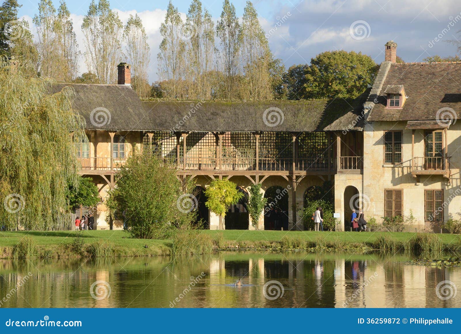 Queen Hamlet in the Park of Versailles Palace Editorial Photography ...