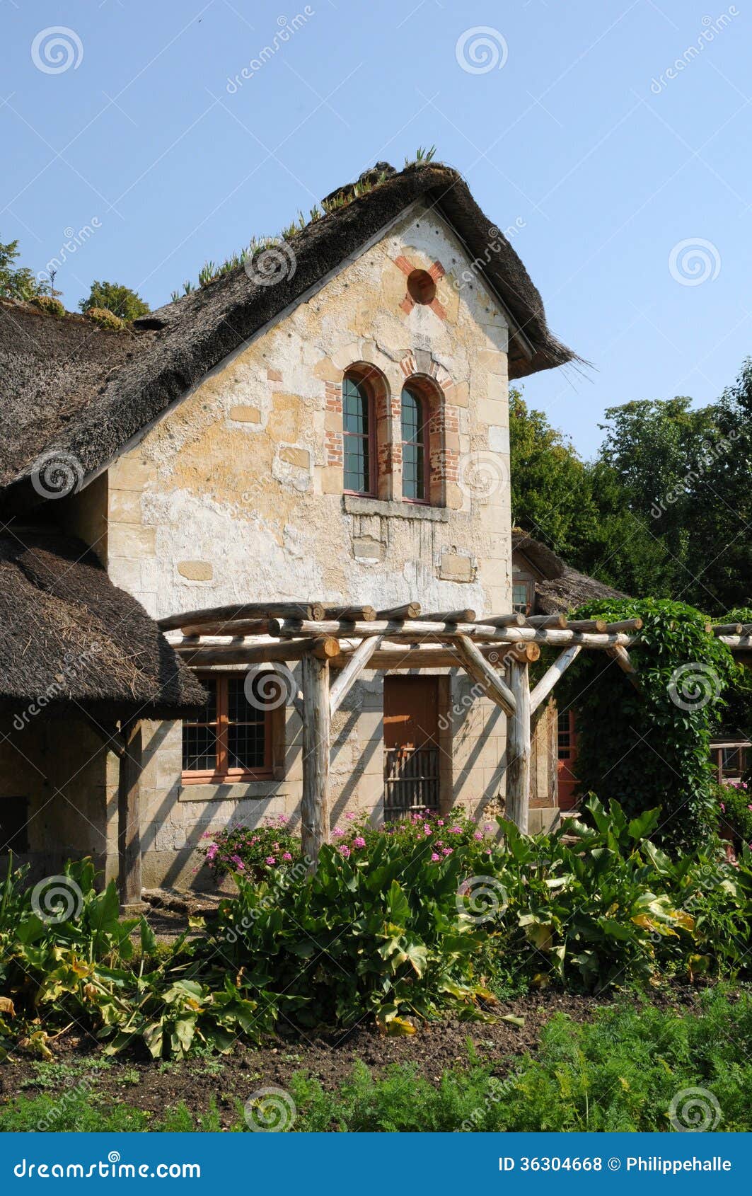 Queen Hamlet in the Park of Versailles Palace Stock Photo - Image of ...