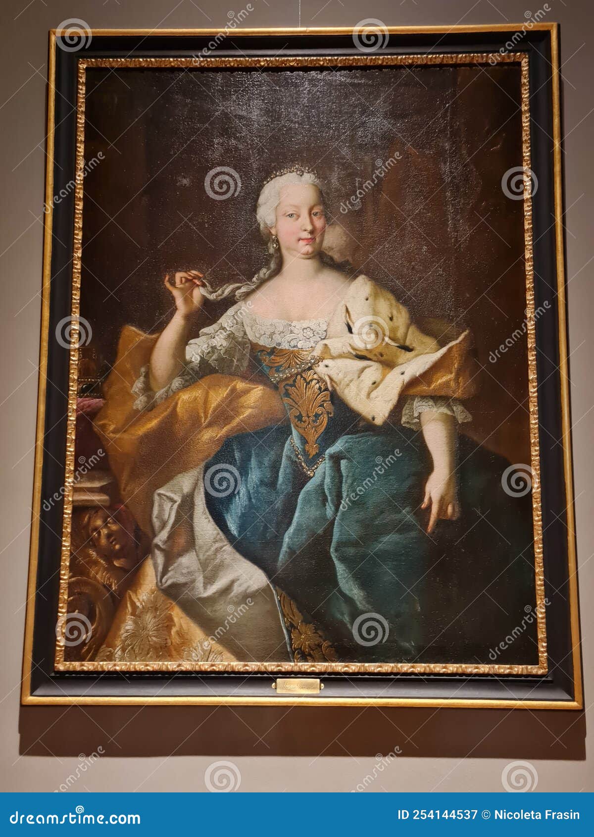 The Queen of Hungary editorial photography. Image of sketch - 254144537