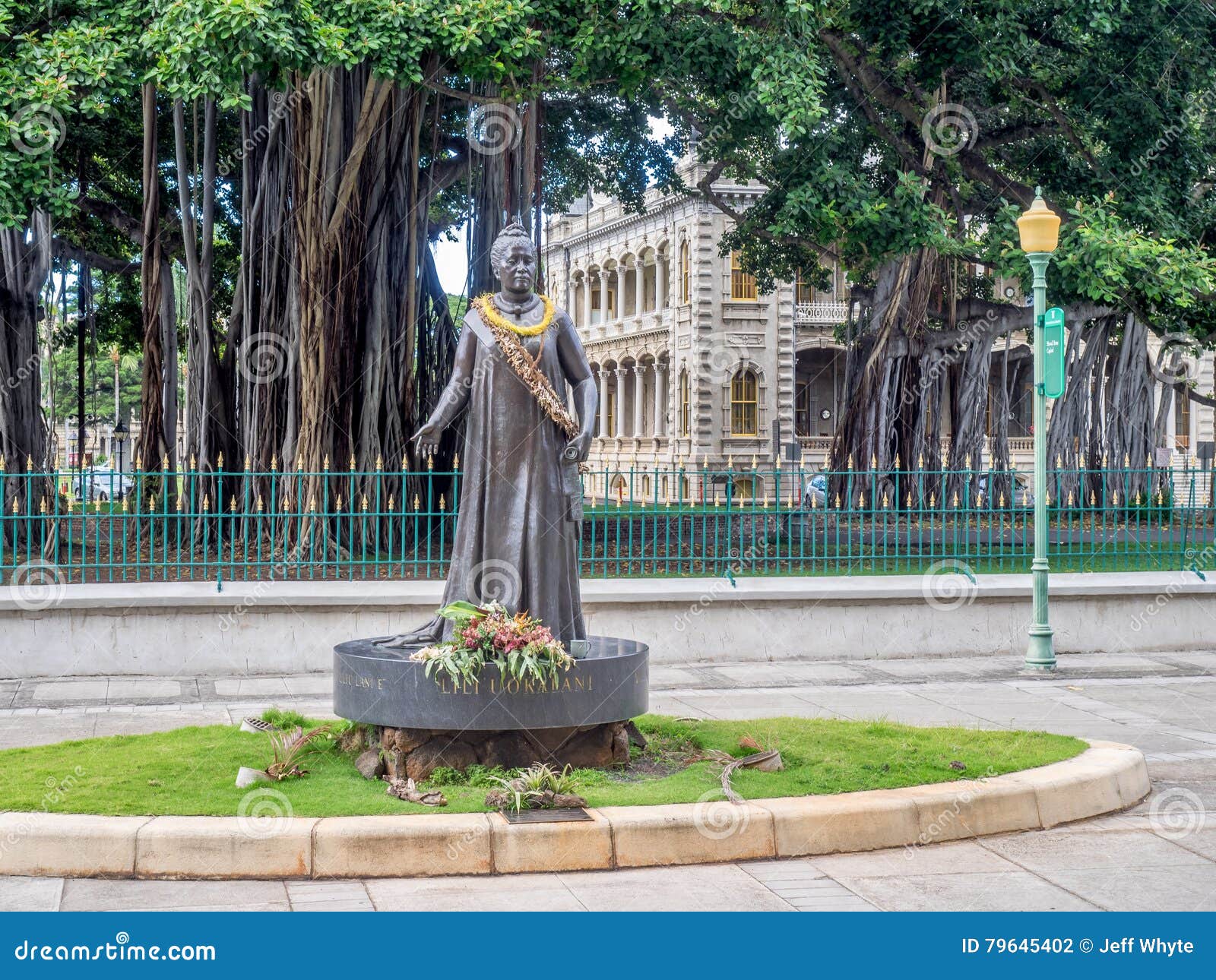 Queen Lili`uokalani Statue editorial photography. Image of iolani ... Queen Lili`uokalani Statue editorial photography. Image of iolani ...