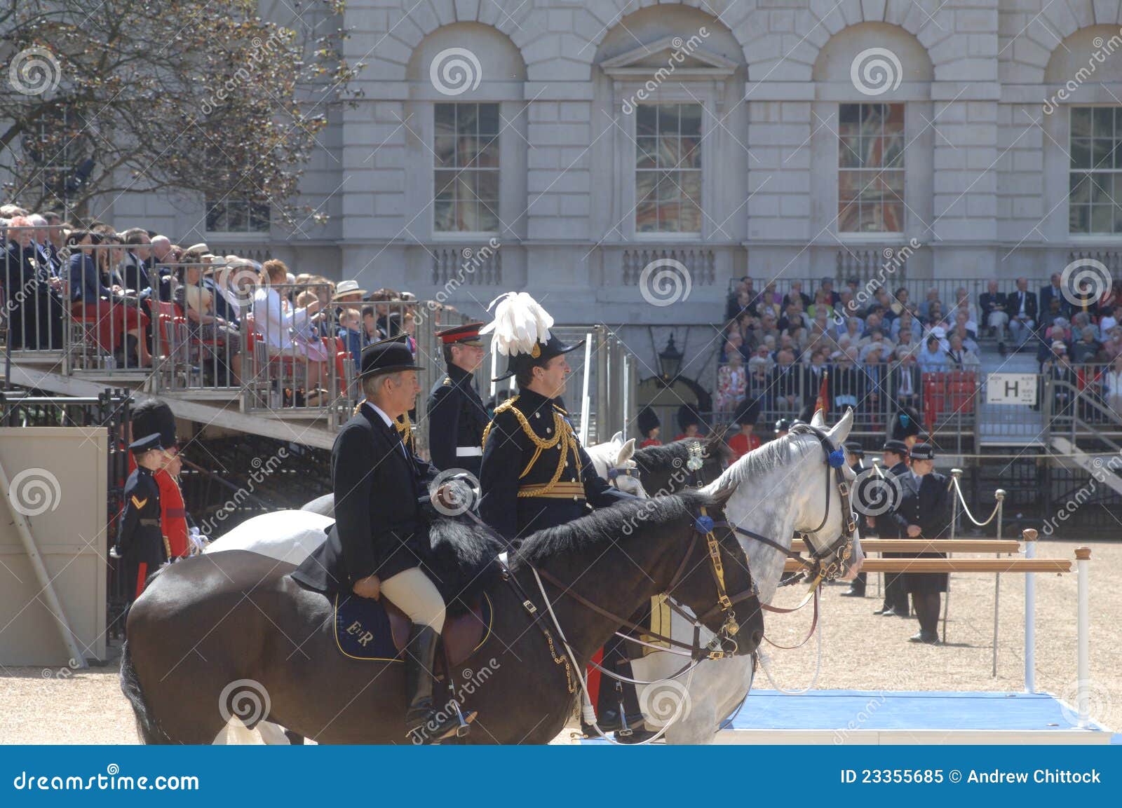 Queen?s Verjaardag Parade?. Redactionele Afbeelding - Image of troep ...
