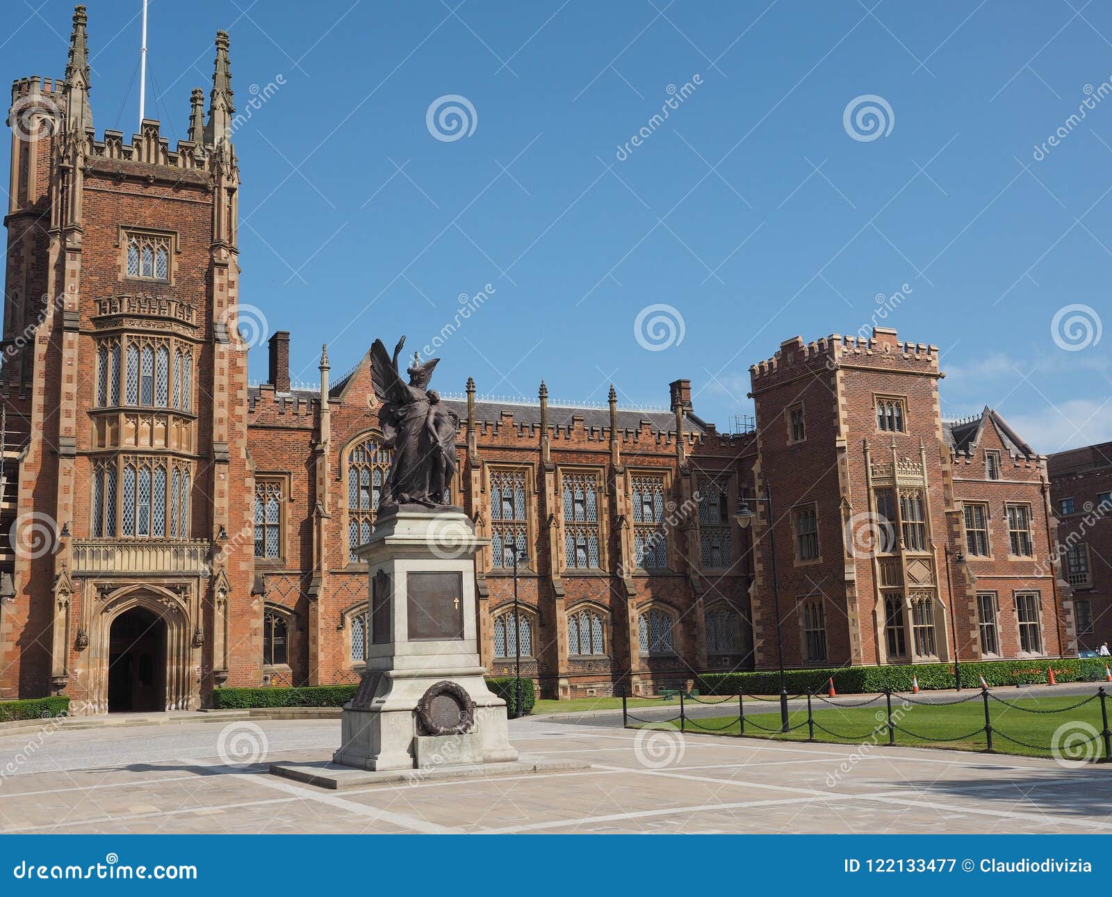 Queen University in Belfast Editorial Photography - Image of belfast ...