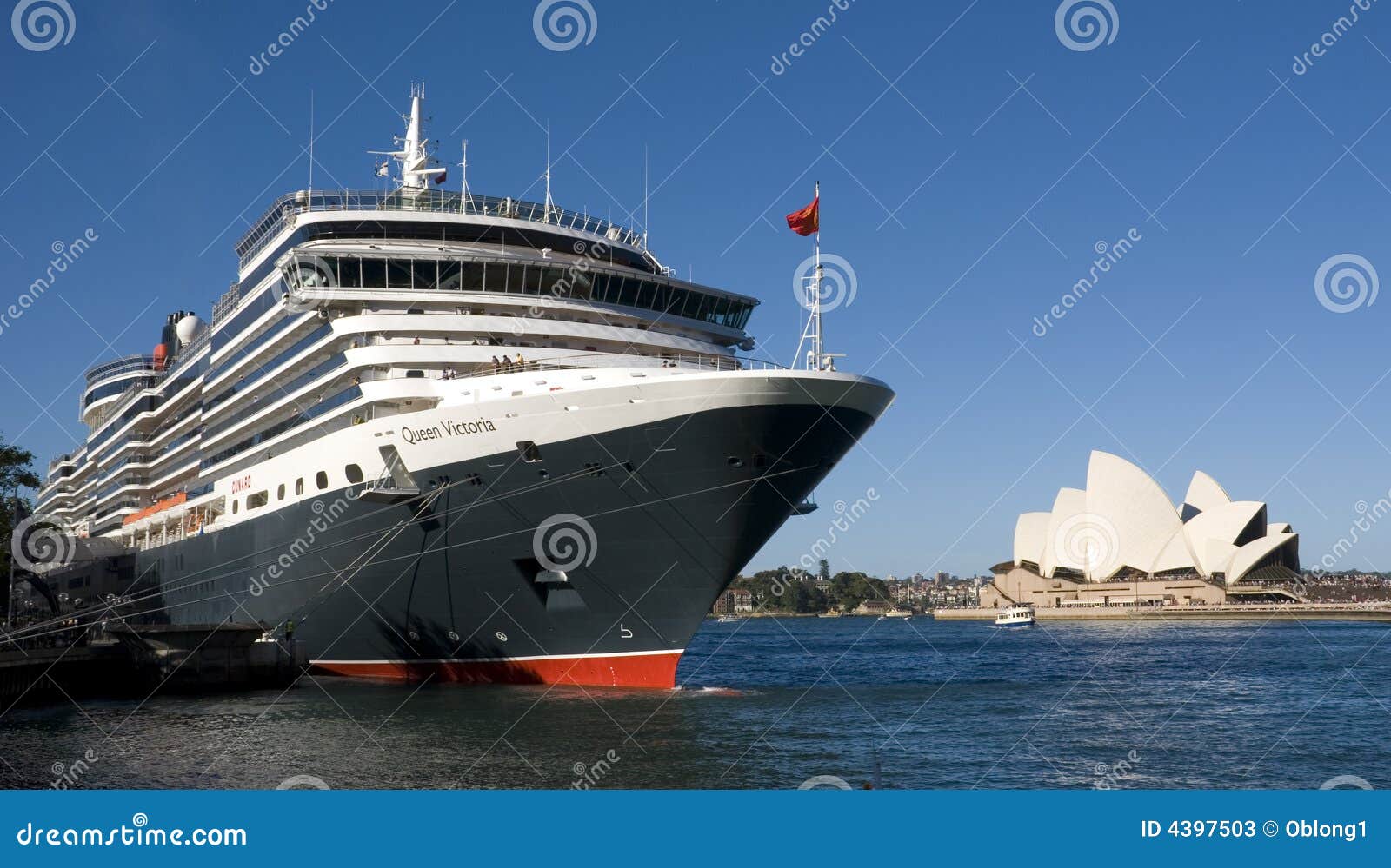 Queen Victoria Cruise Ship Sydney Editorial Stock Photo - Image of ...
