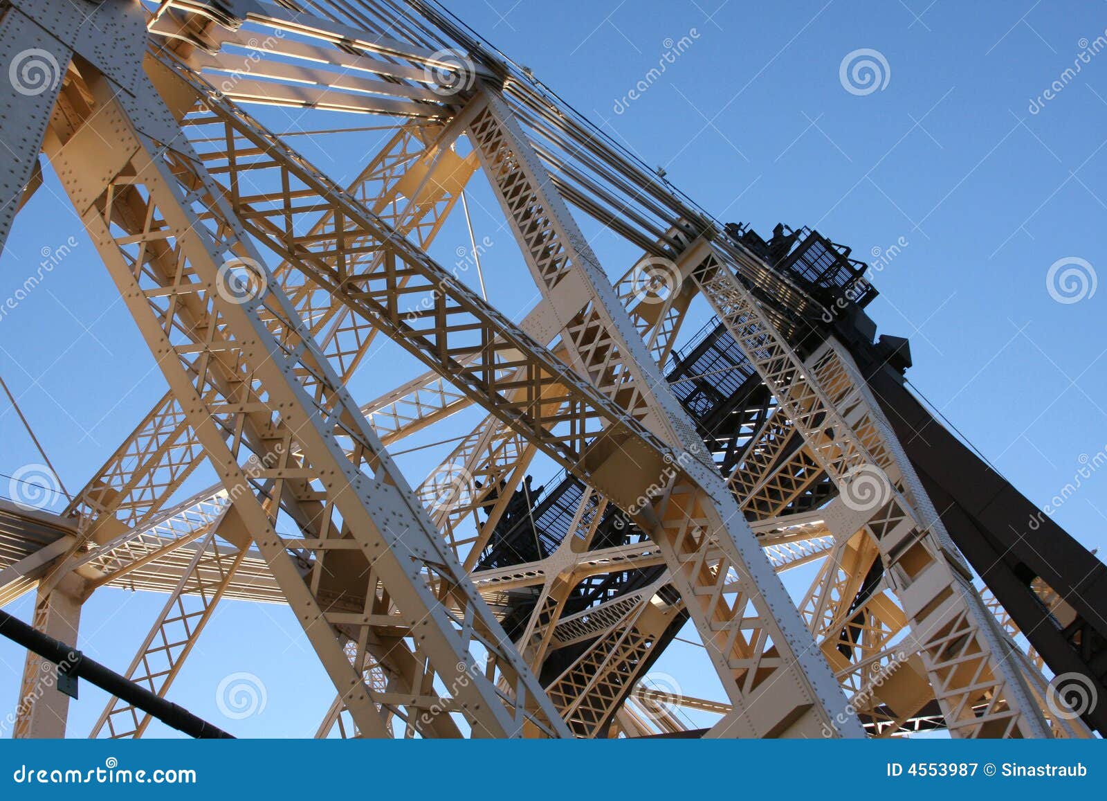 Queensboro Bridge stock image. Image of steel, york, modern - 4553987