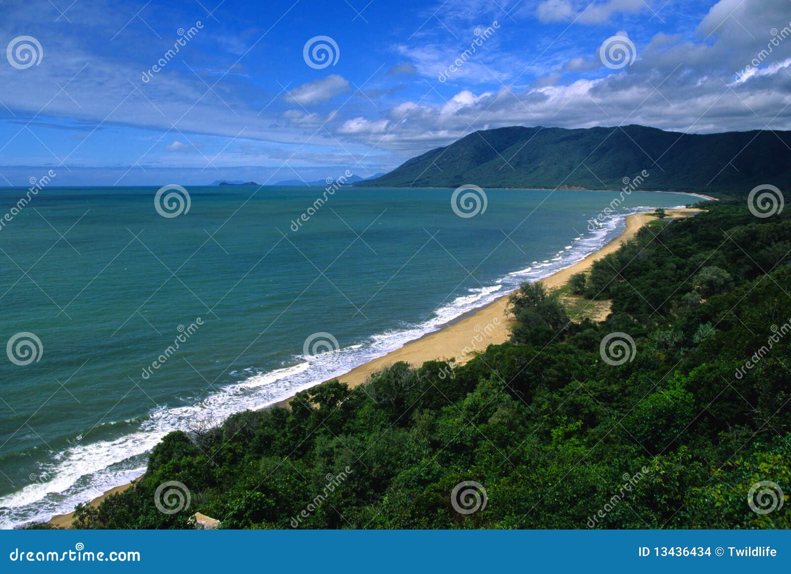 Queensland, Australia Coastline Stock Photo - Image of australia ...