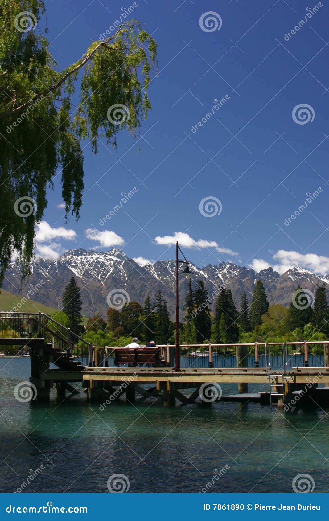 Queenstown, Lake and Mountains Stock Photo - Image of lake, quay: 7861890