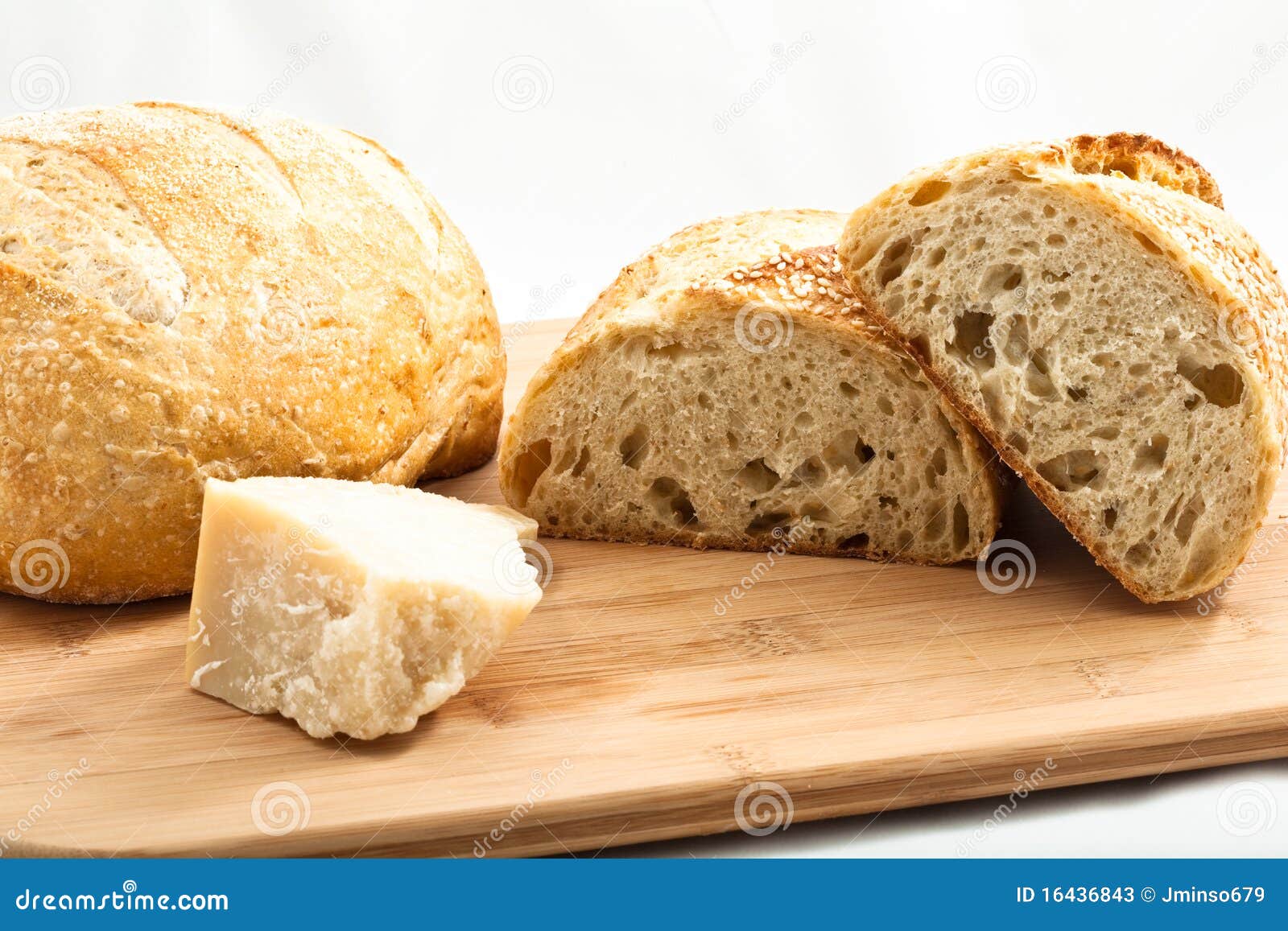 Queso y pan imagen de archivo. Imagen de aislado, salud - 16436843