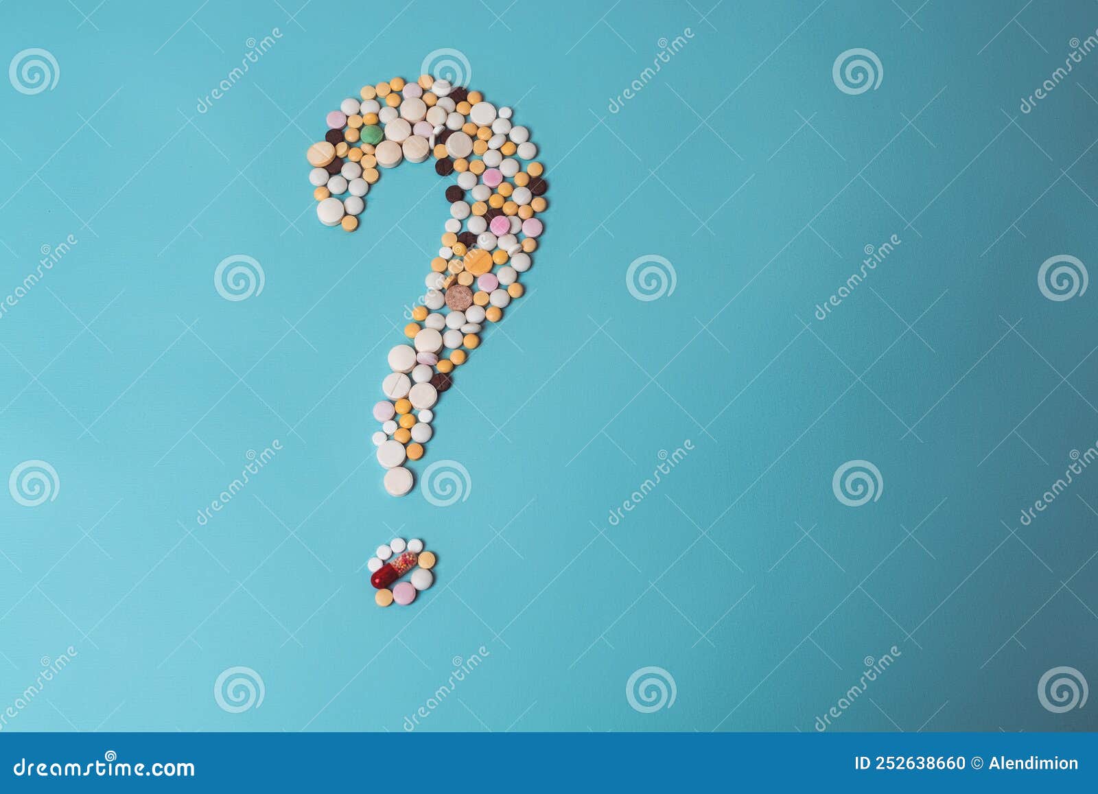 Question Mark of Many Pills Stock Photo - Image of clinical, dose ...