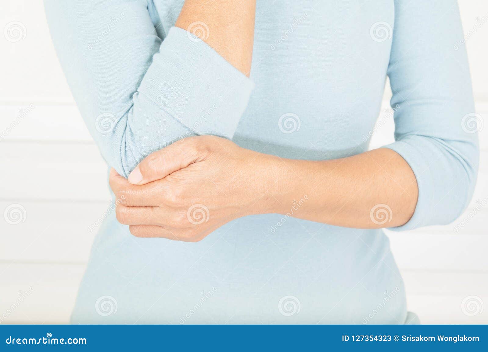 Quetschen in Den Armen Und in Den Muskeln Knochenprobleme Stockbild ...